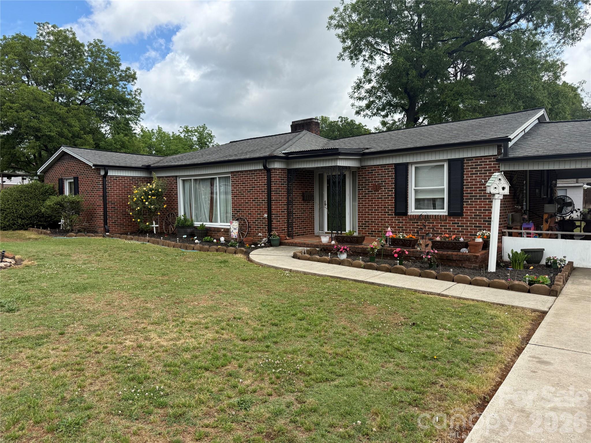 191 NC 16 Highway S, Taylorsville, NC