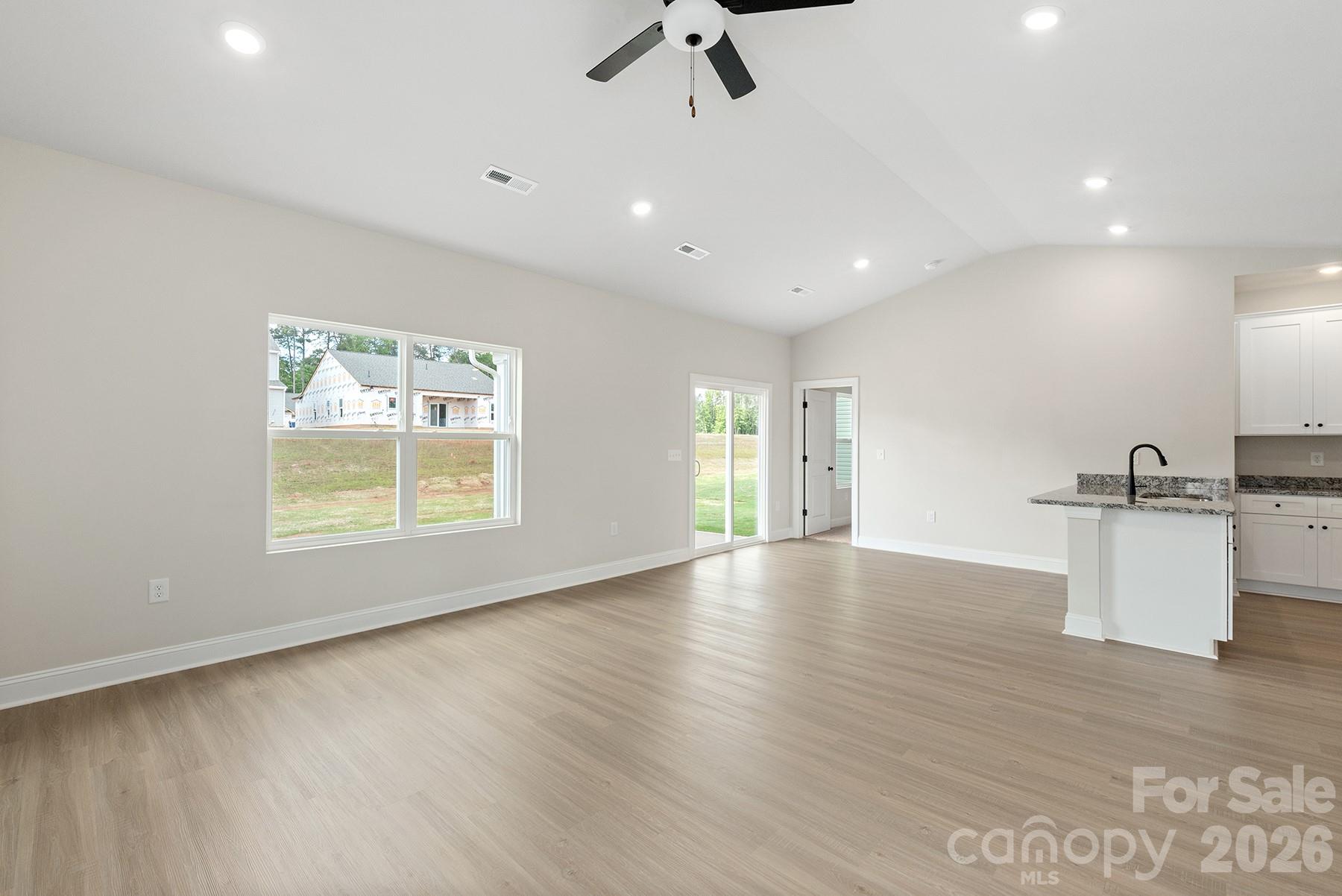Photo 5 of 6718 Fairford Drive, Charlotte, NC