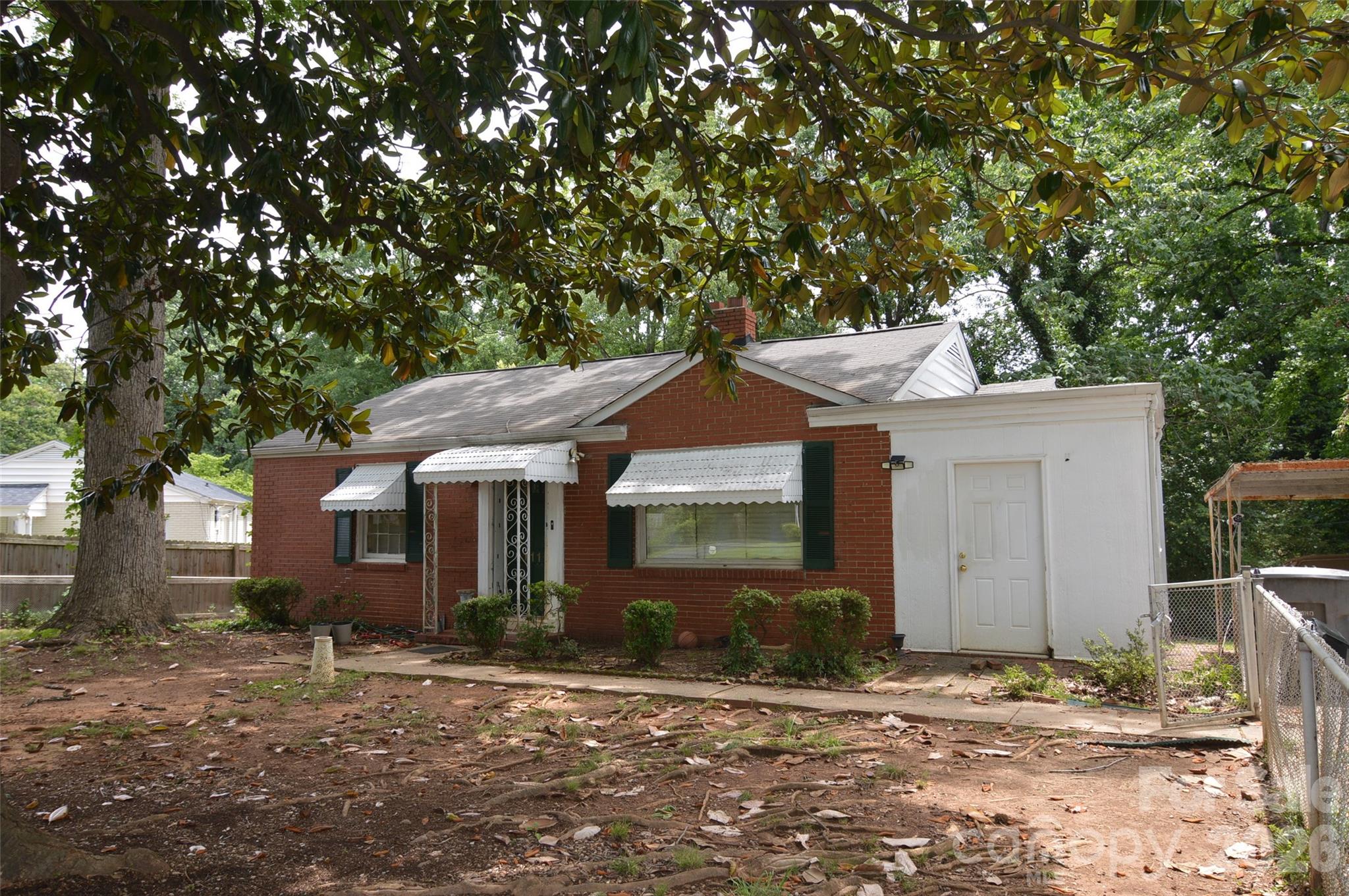 Photo 5 of 2111 Dickens Avenue, Charlotte, NC