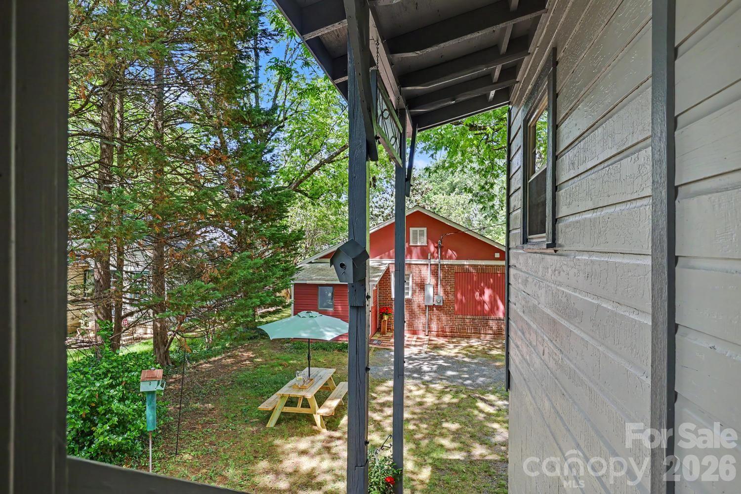 Photo 29 of 1012 E 35th Street, Charlotte, NC