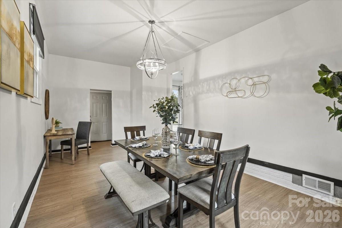 Photo 13 of 4930 Crestmont Drive, Charlotte, NC