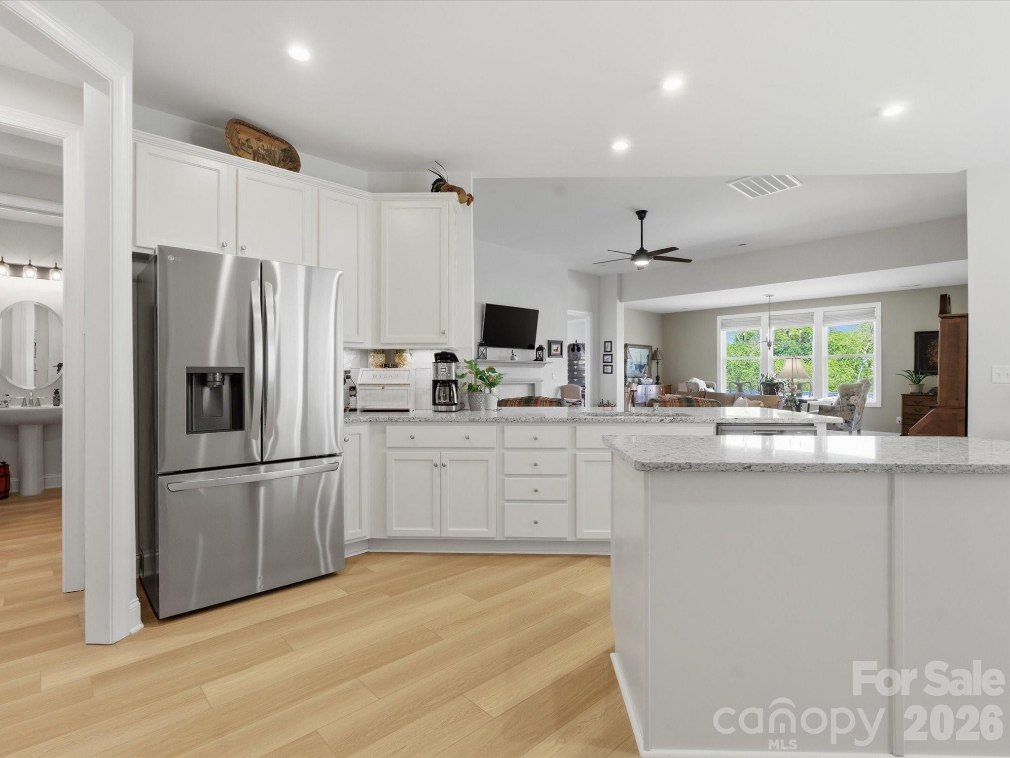 Photo 11 of 7117 Jolly Brook Drive, Charlotte, NC