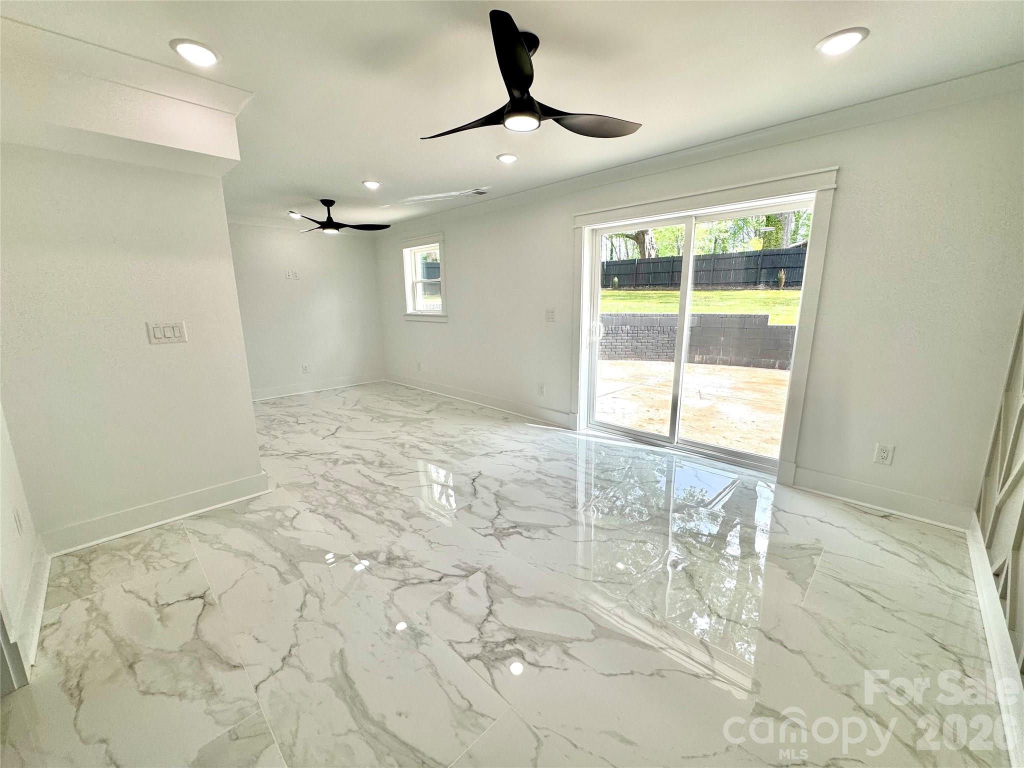 Home for sale at 5635 Ruth Drive, Charlotte, NC — photo 5 of 34
