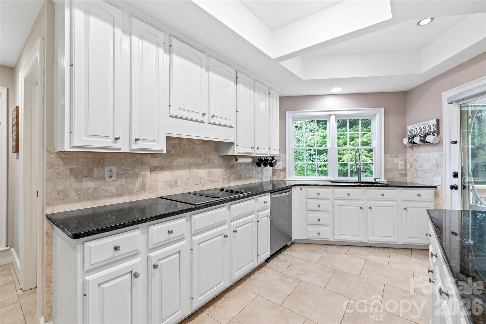 8600 Brownes Pond Lane, Charlotte, NC - photo 17 of 45