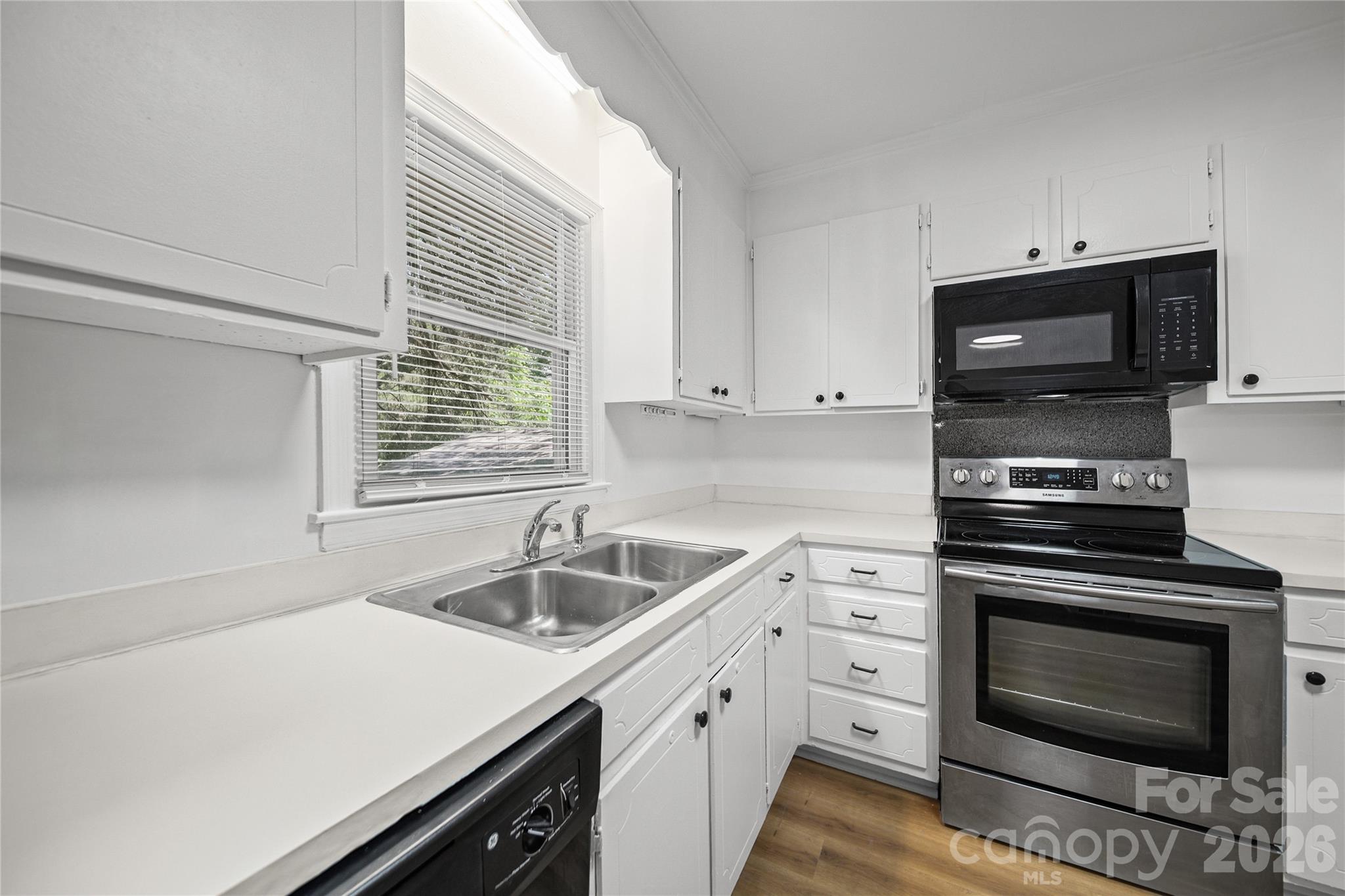 6126 Eagle Peak Drive, Charlotte, NC - photo 15 of 43