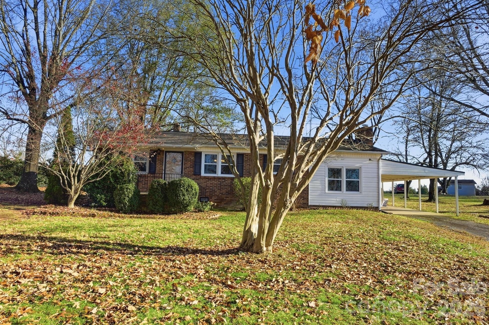 Photo 4 of 117 Wright Road, Kings Mountain, NC