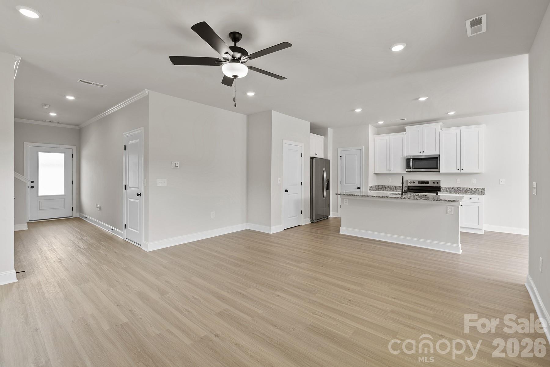 Photo 4 of 3334 Yorkshire Drive, Gastonia, NC
