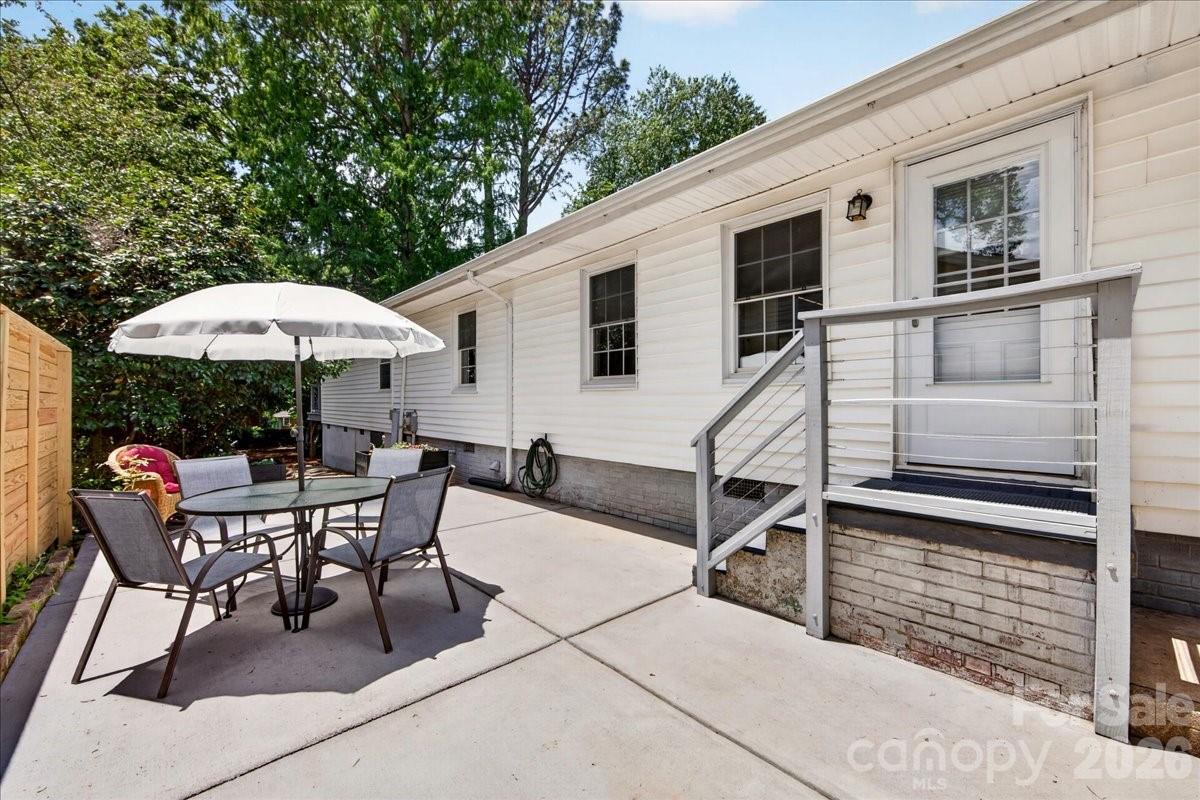 Photo 28 of 3425 Airlie Street, Charlotte, NC