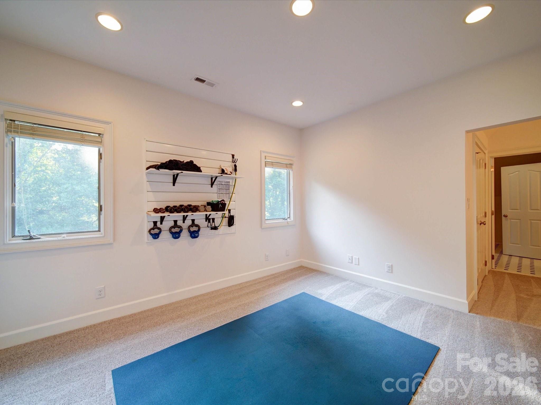 Photo 35 of 15708 Eagleview Drive, Charlotte, NC