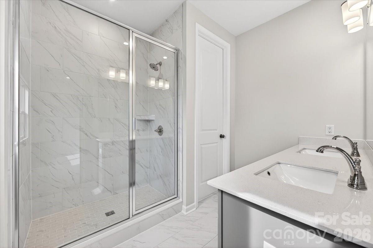 Photo 18 of 6057 Longar Lane, Charlotte, NC