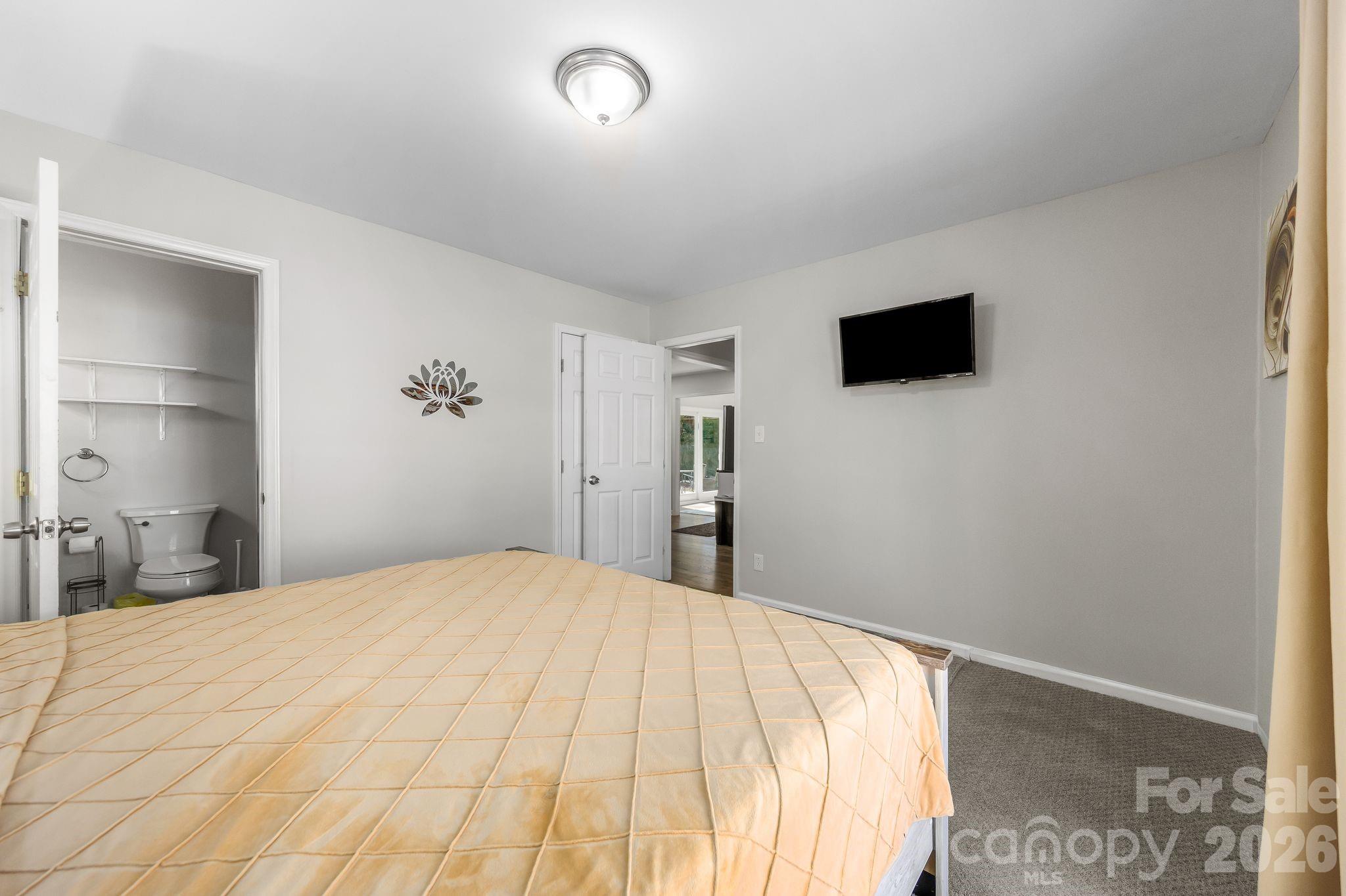 Photo 18 of 4508 Belle Plaine Drive, Charlotte, NC