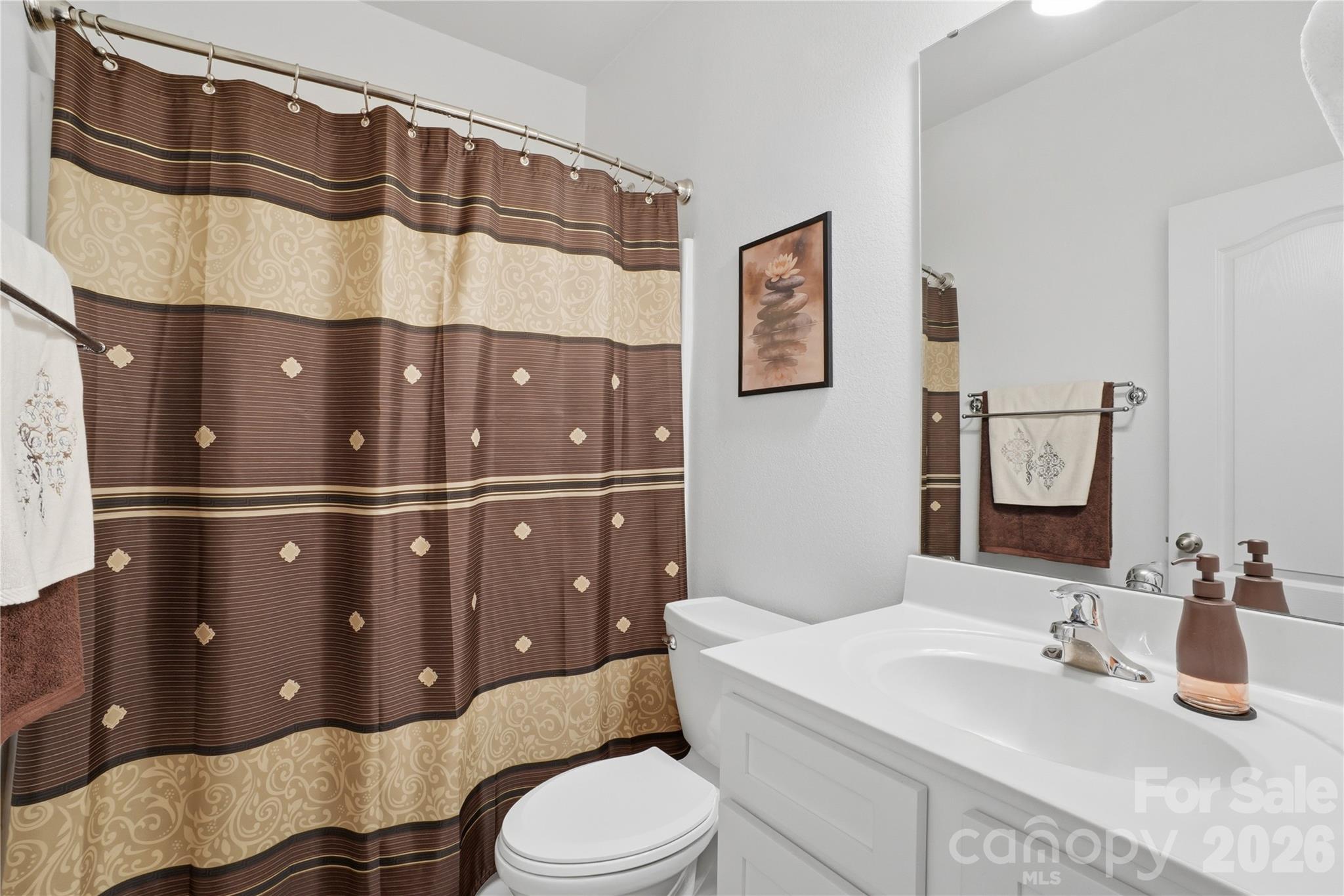 Home for sale at 5221 Upton Place, Charlotte, NC — photo 12 of 30
