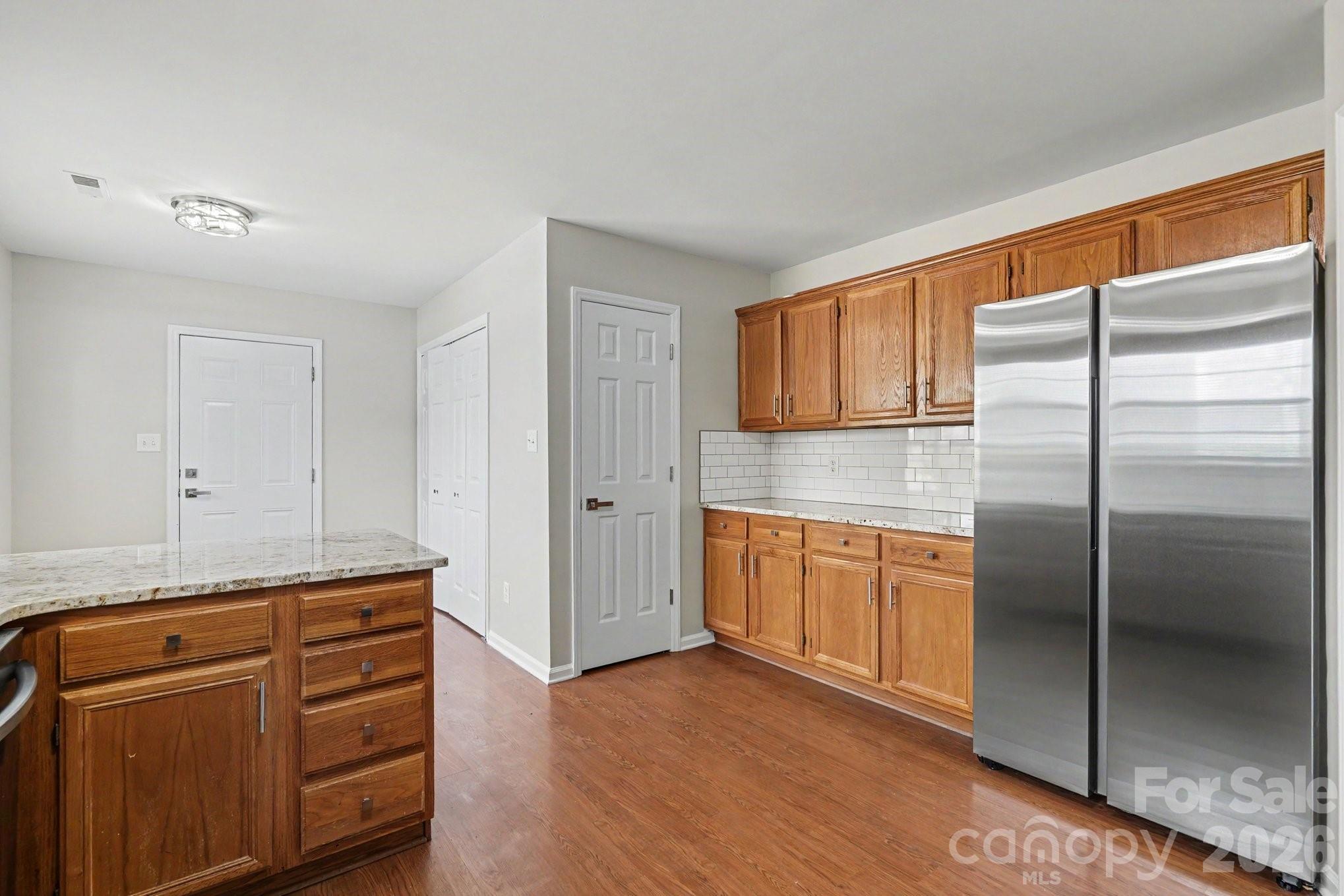 Home for sale at 7518 Prindle Lake Drive, Charlotte, NC — photo 9 of 24