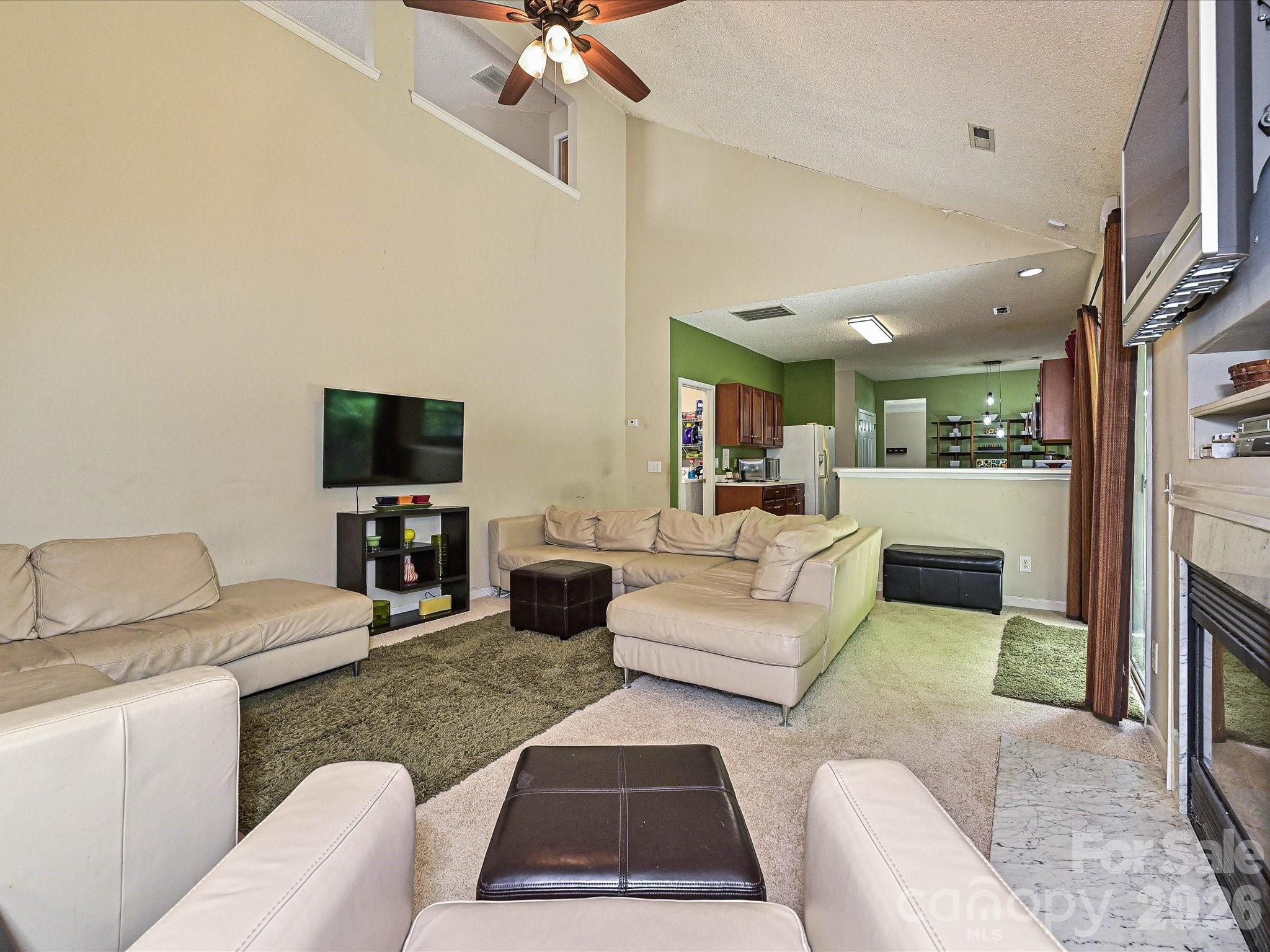 Home for sale at 6719 Reedy Creek Road, Charlotte, NC — photo 13 of 36