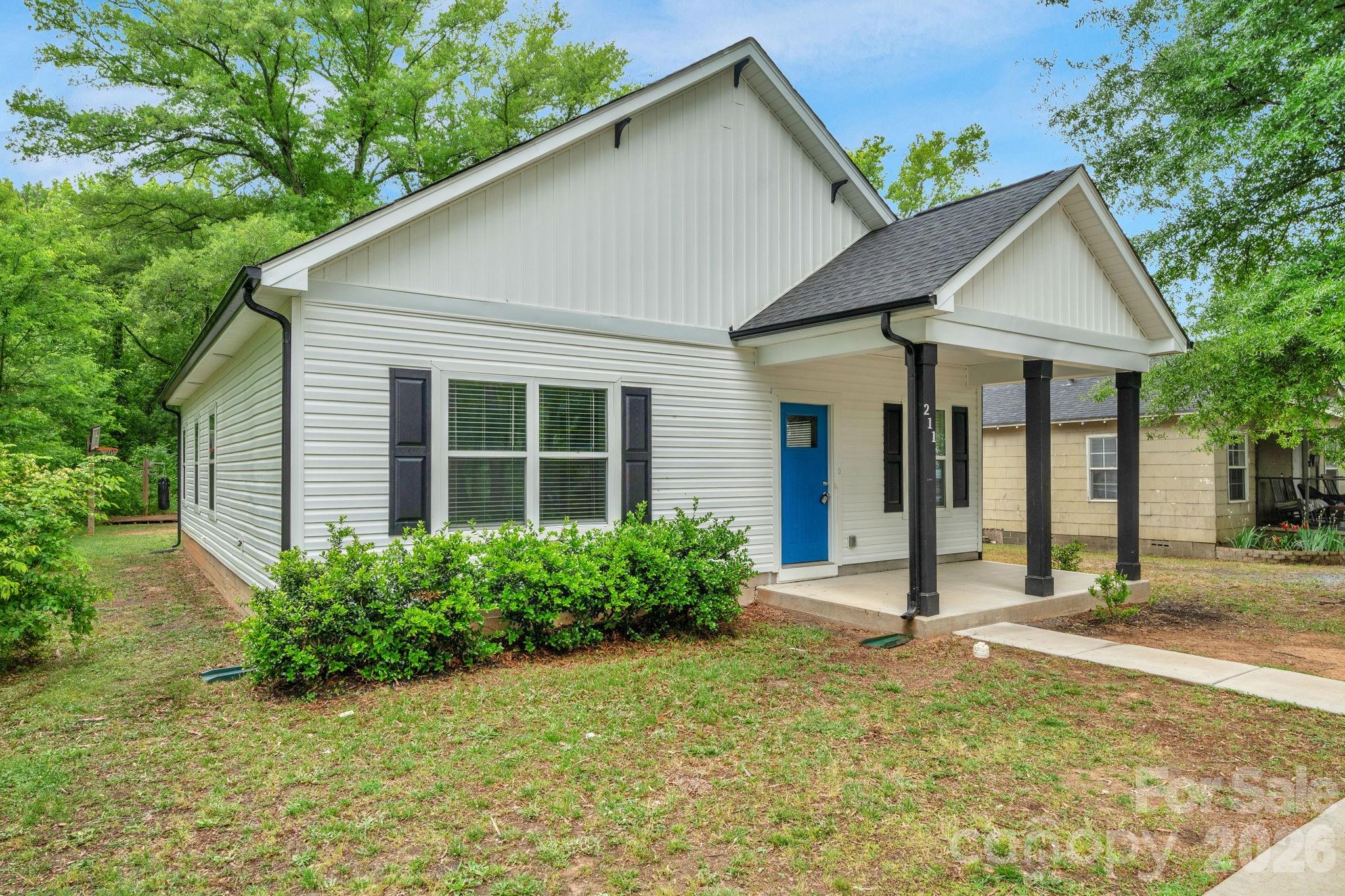 Home for sale at 211 Baker Street, Rock Hill, SC — photo 1 of 39