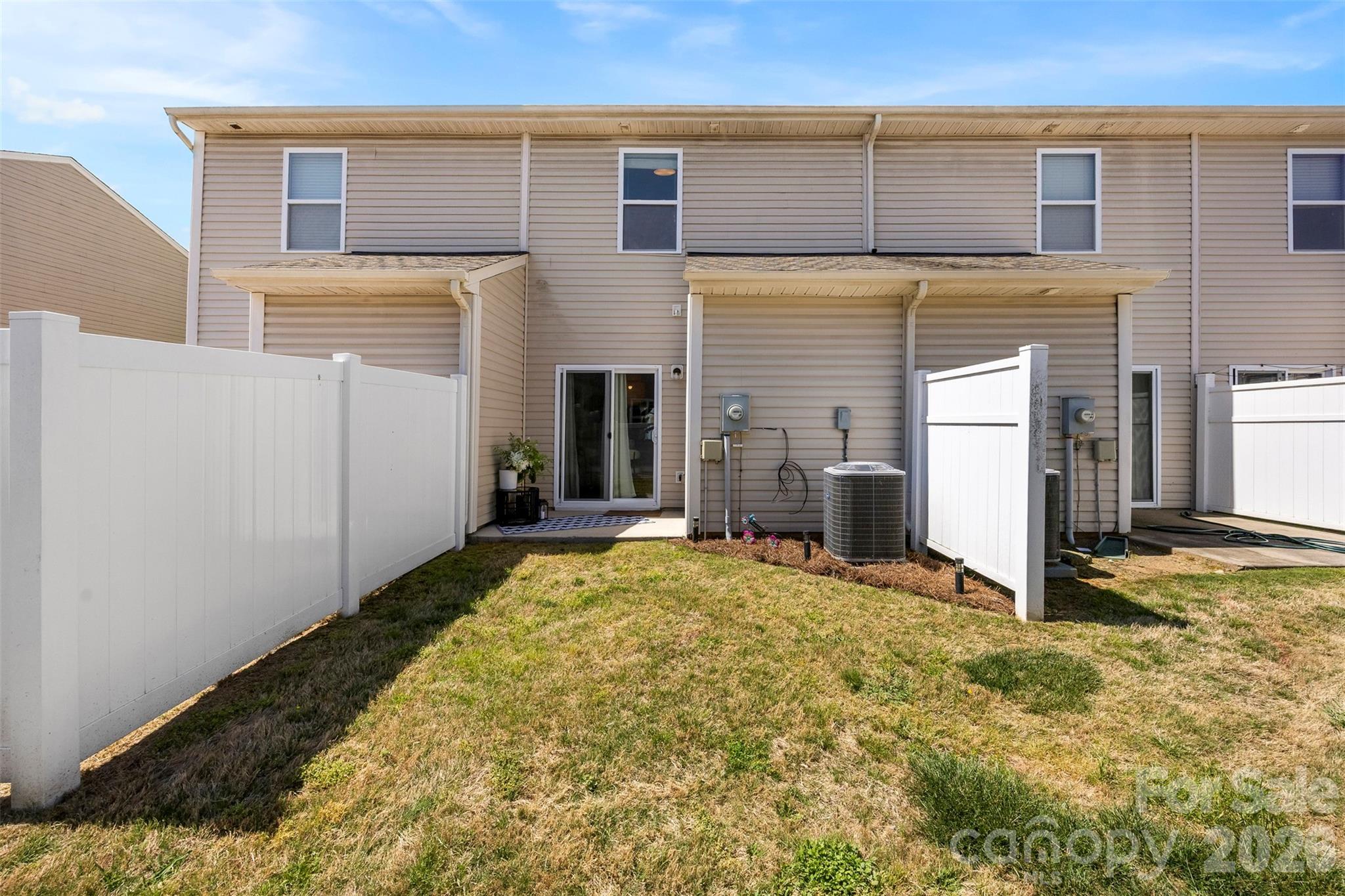 Photo 23 of 12764 Persimmon Tree Drive, Charlotte, NC