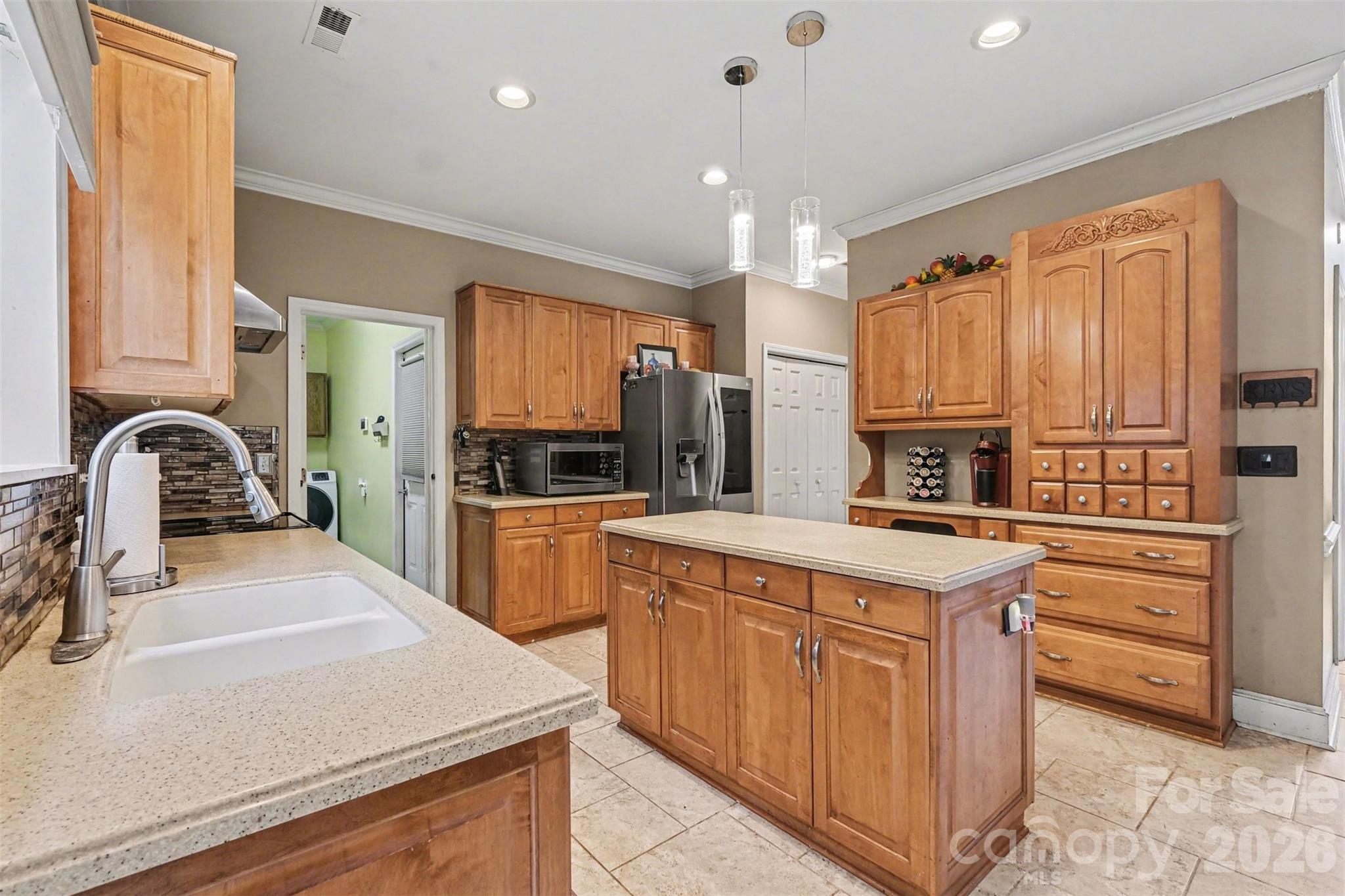 Photo 15 of 5010 Ardenwoods Drive, Charlotte, NC