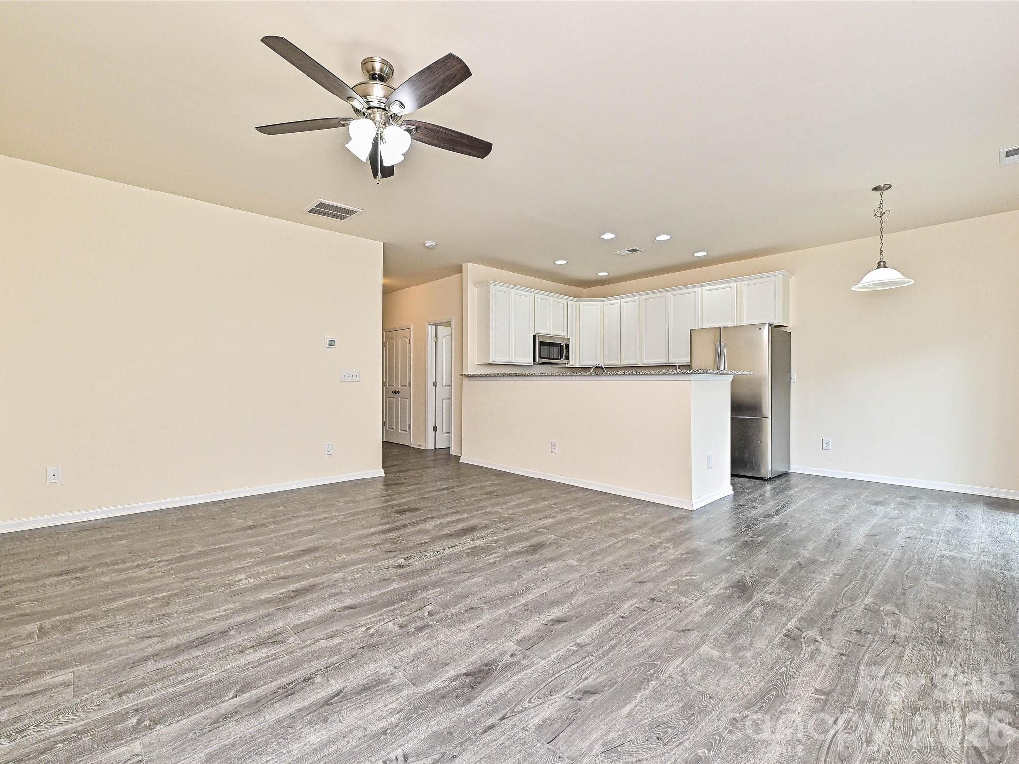 4629 Quinton Lane, Charlotte, NC - photo 6 of 35