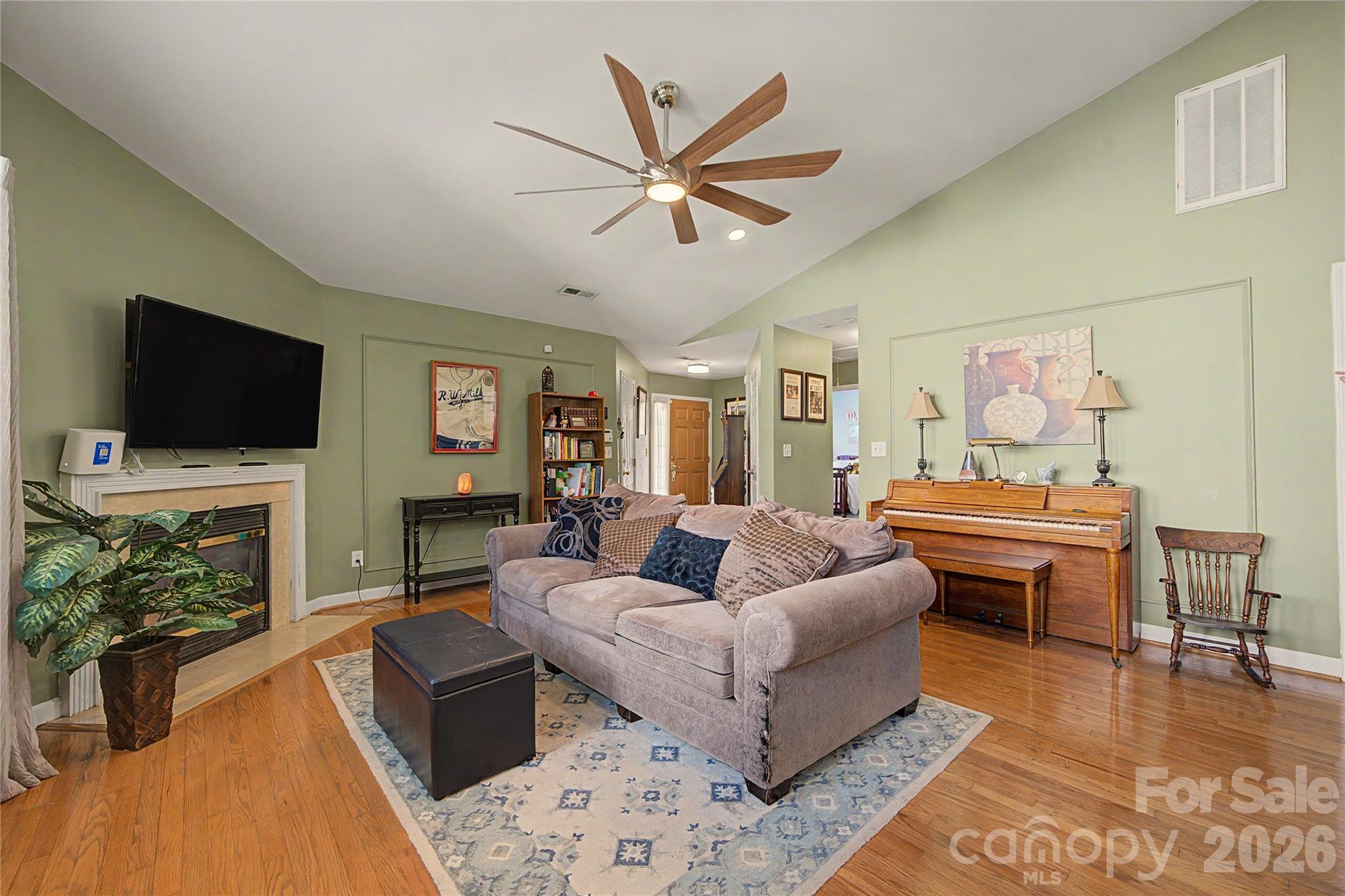 Photo 9 of 1110 Newfound Hollow Drive, Charlotte, NC