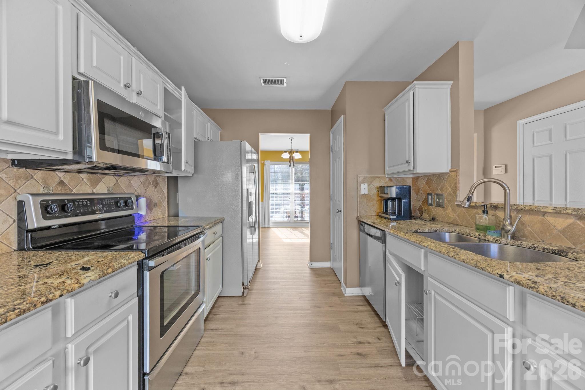 Photo 13 of 11926 Hawick Valley Lane, Charlotte, NC
