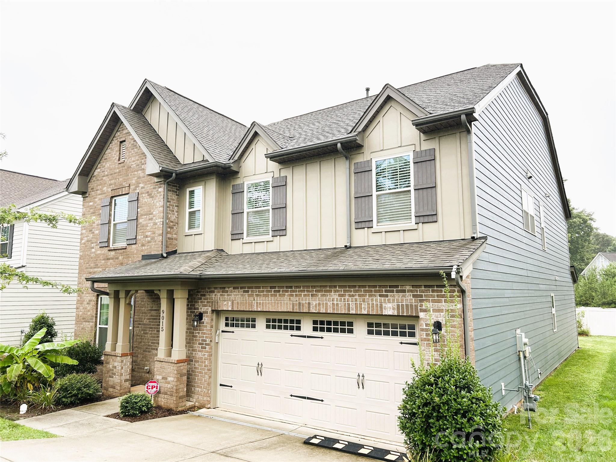 Photo 2 of 9015 Manor Oak Court, Charlotte, NC