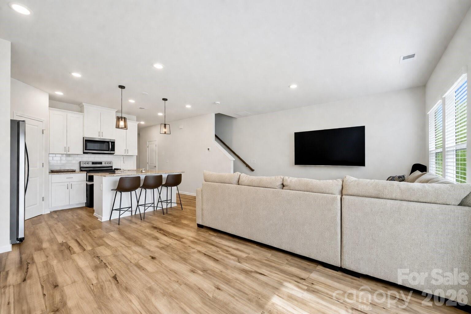 Photo 11 of 1021 Plumcrest Drive, Charlotte, NC