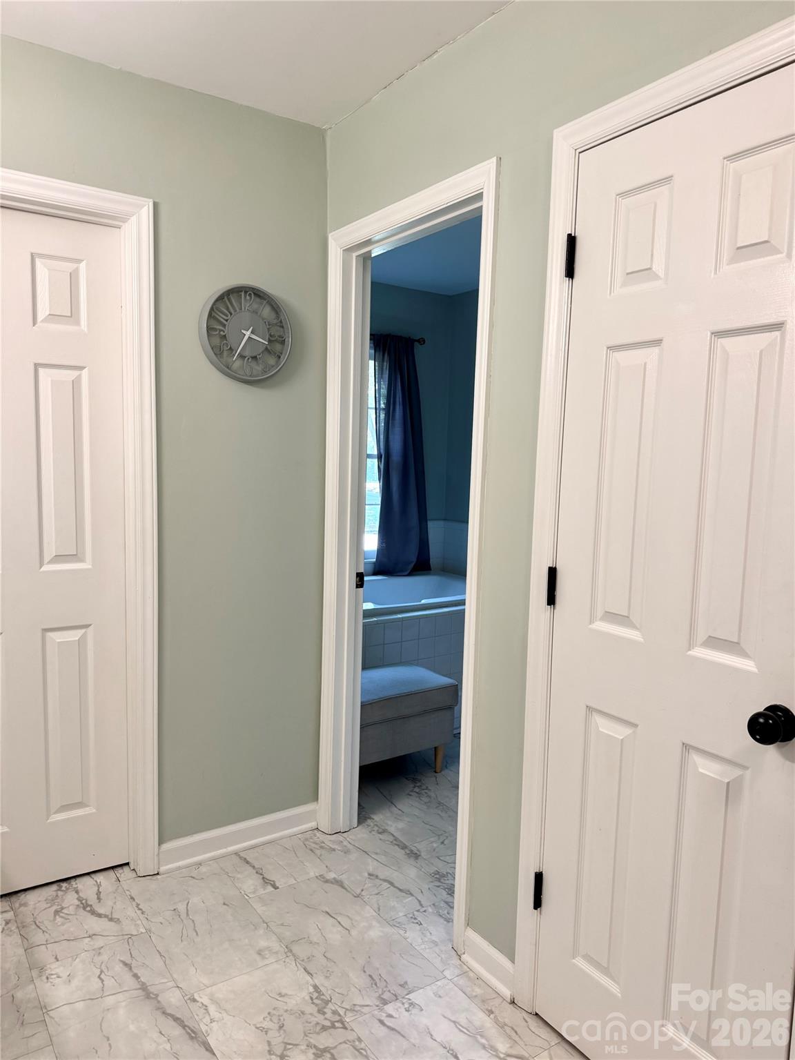 Photo 28 of 4015 Thistledown Court8, Charlotte, NC