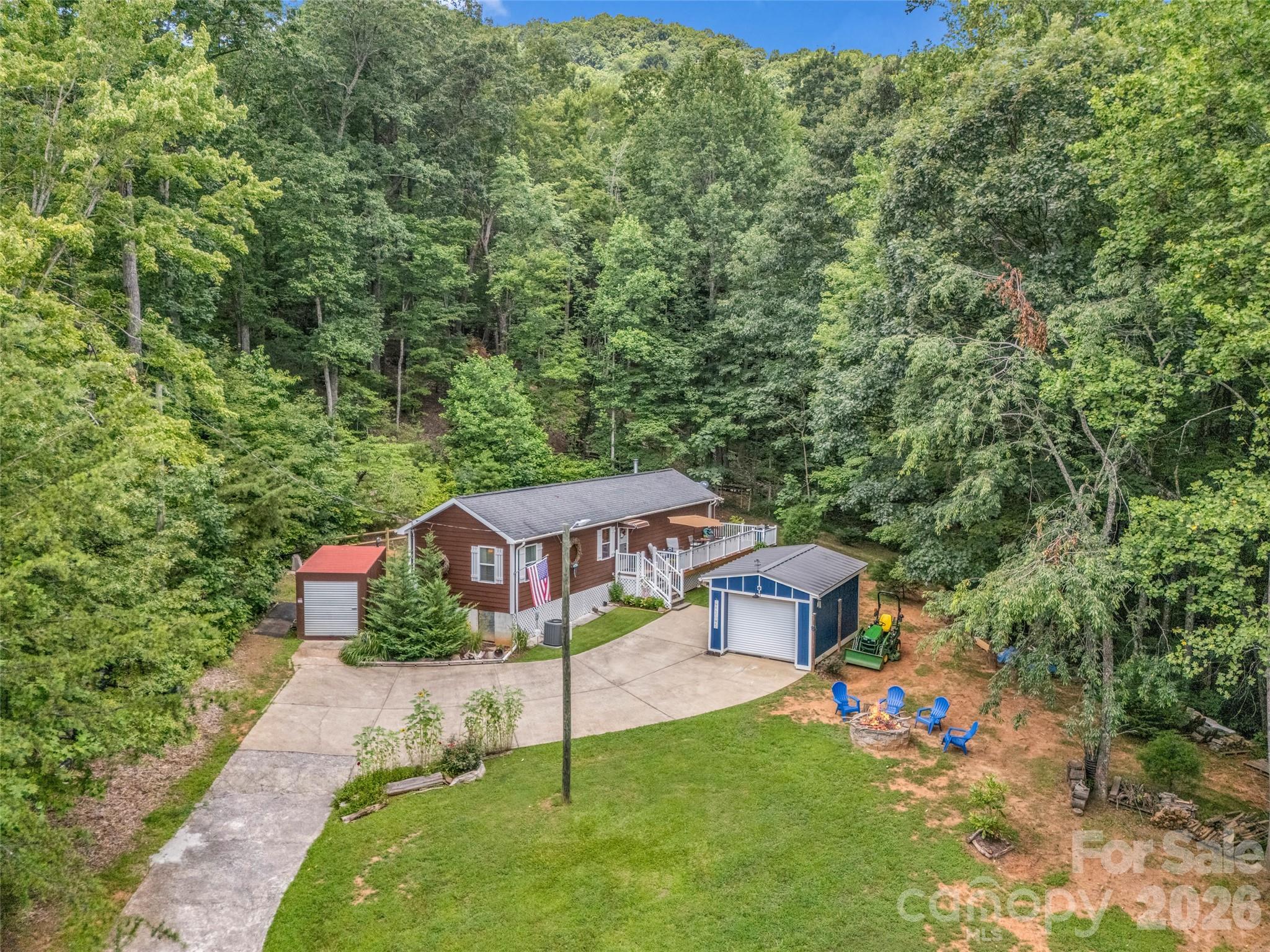 Photo 4 of 479 Camp Hill Road, Mill Spring, NC