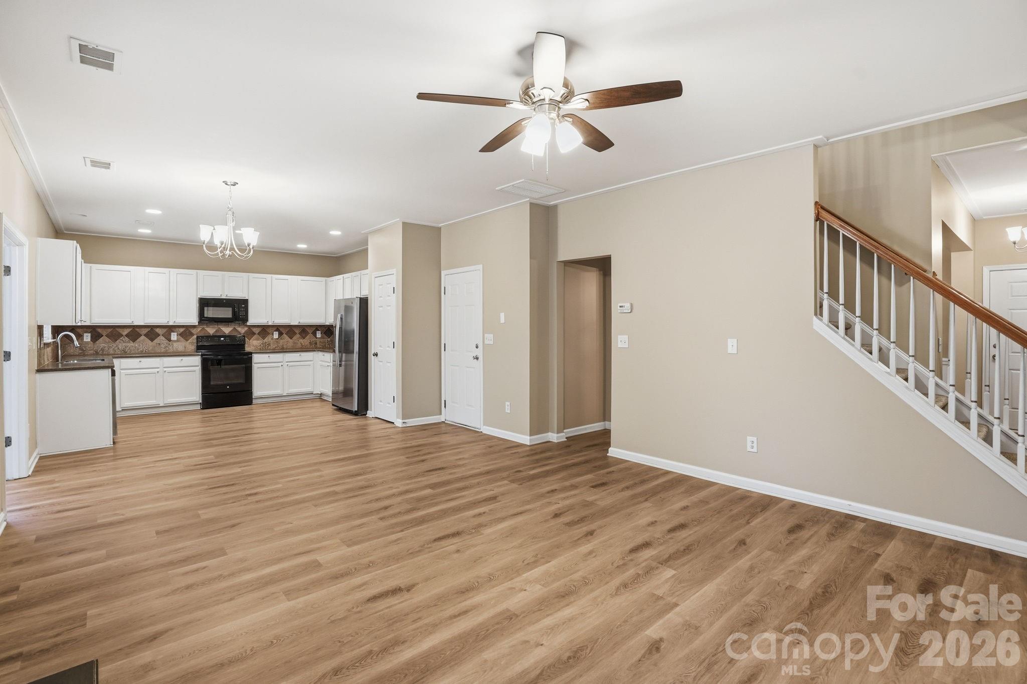 Photo 18 of 6427 Hermsley Road, Charlotte, NC