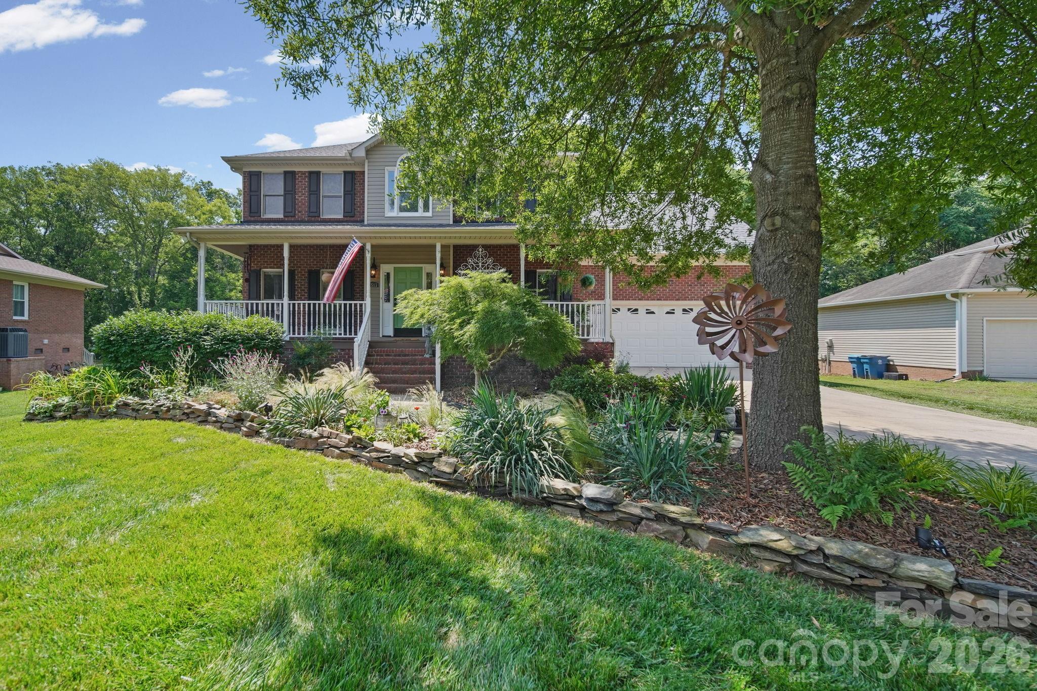 Photo 3 of 8513 Middleton Circle, Harrisburg, NC