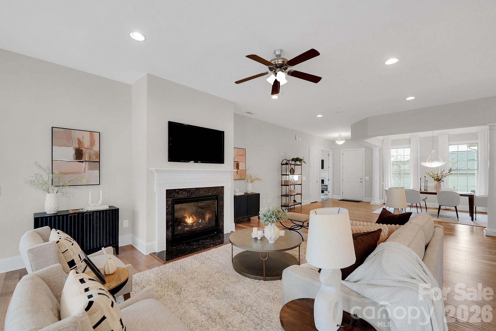Photo 8 of 14920 High Bluff Court, Charlotte, NC