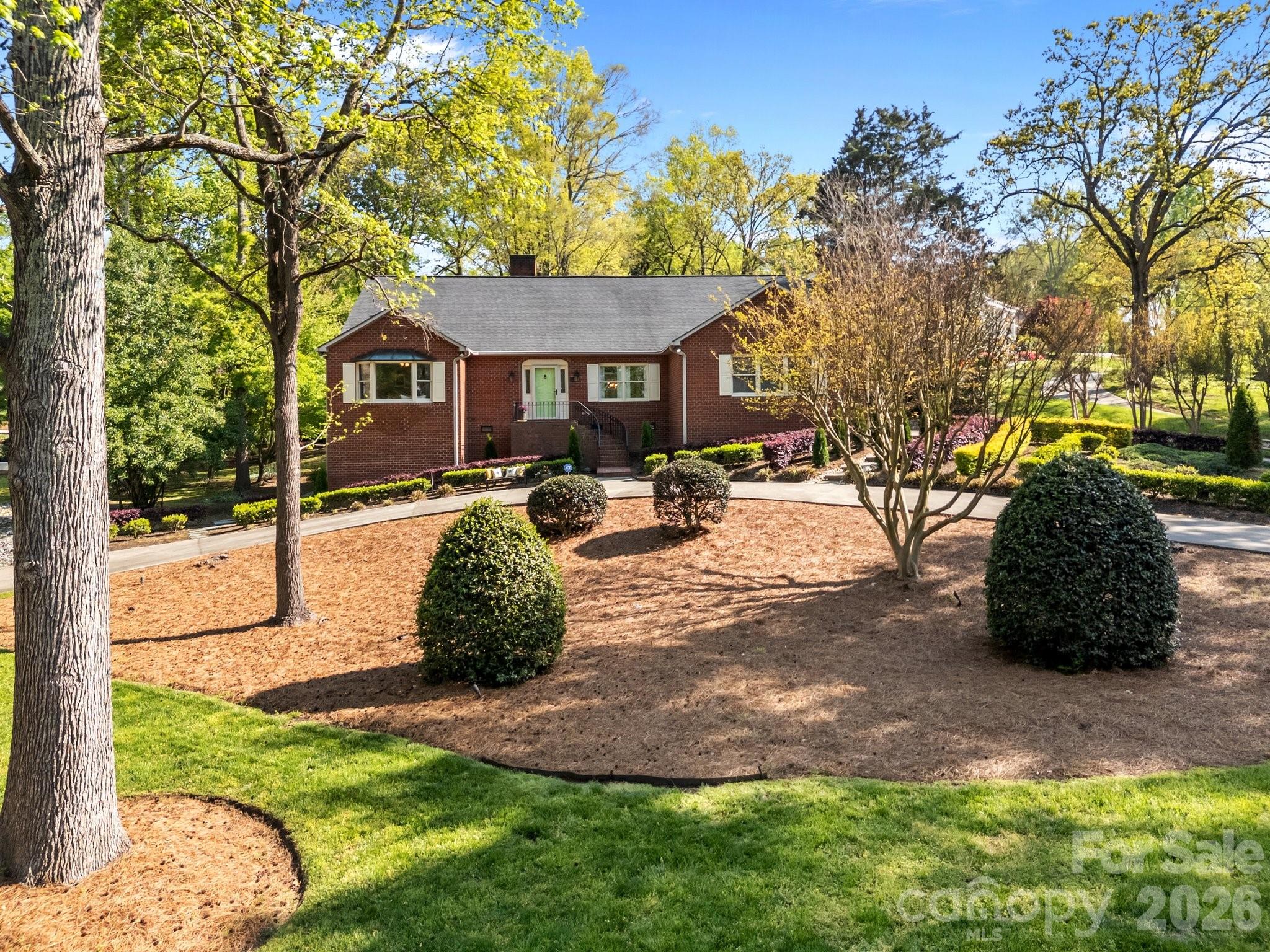 961 Confederate Avenue, Salisbury, NC - photo 3 of 45