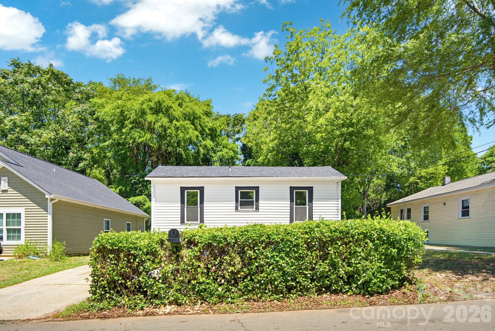 Photo 6 of 2622 Hemphill Street, Charlotte, NC