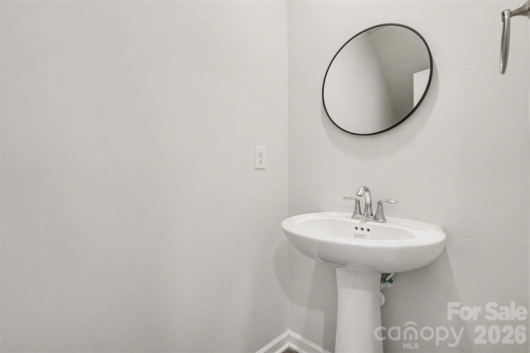 Photo 19 of 10136 Chatham Run Lane, Charlotte, NC