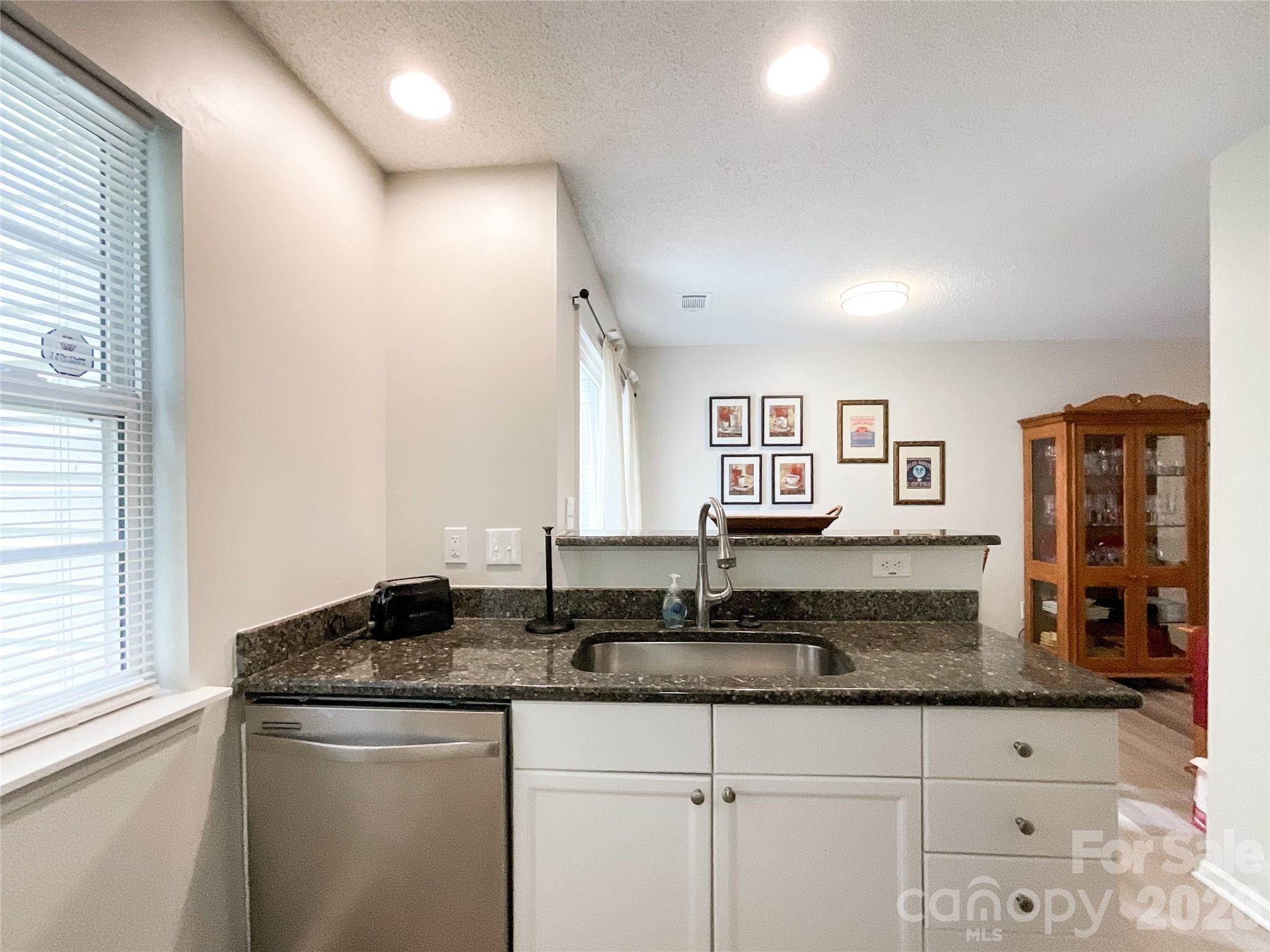 Photo 14 of 7841 Petrea Lane3303, Charlotte, NC