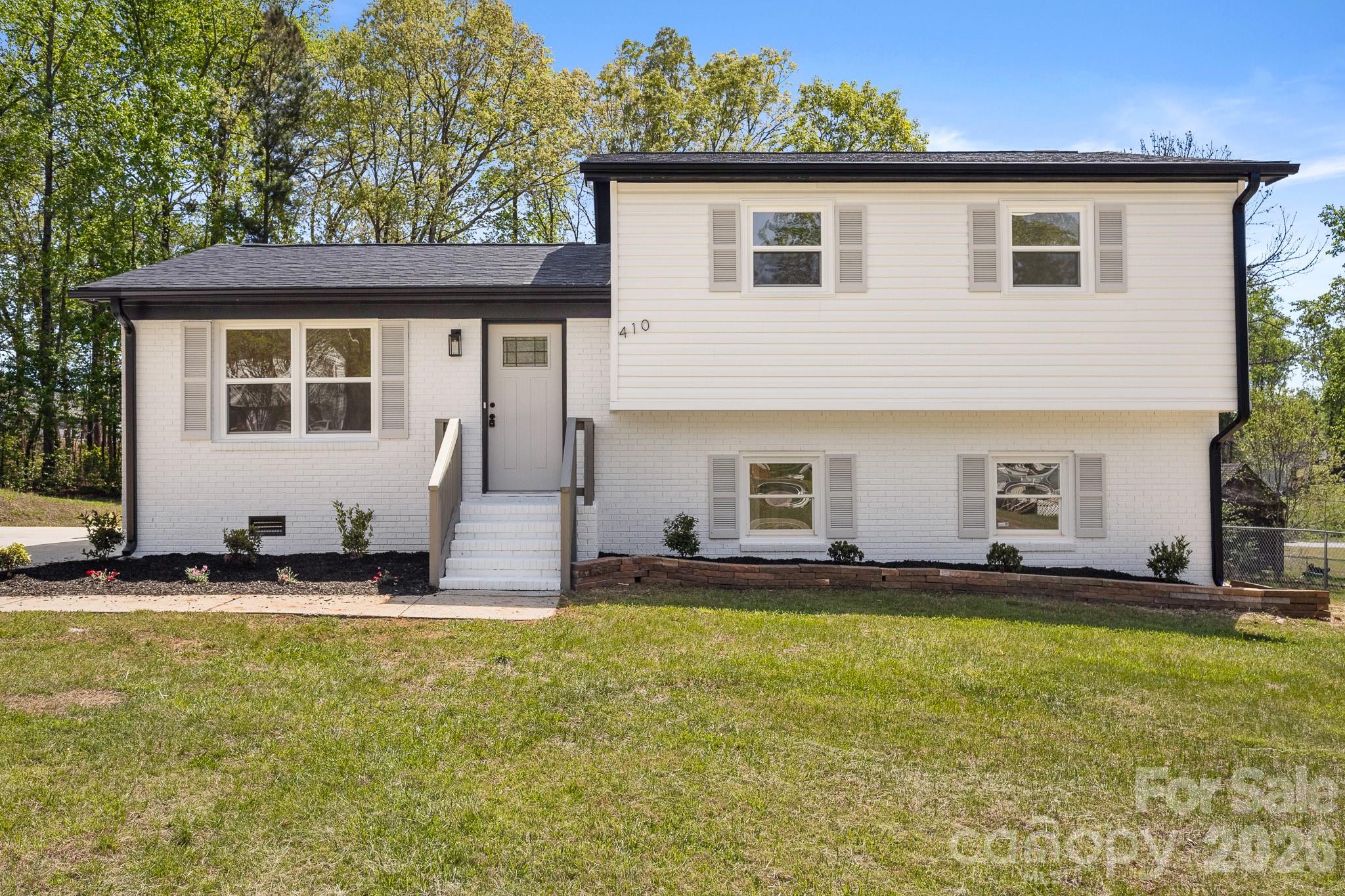 410 York Road45, Troutman, NC