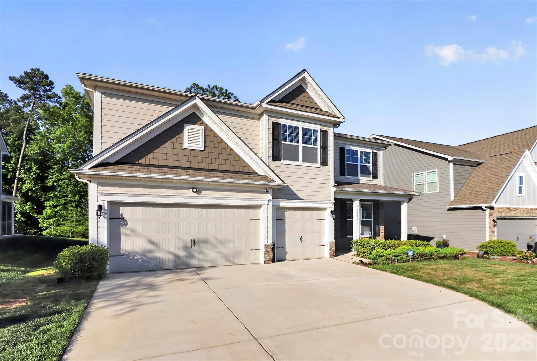 1212 Englewood Drive, Lake Wylie, SC - photo 2 of 45