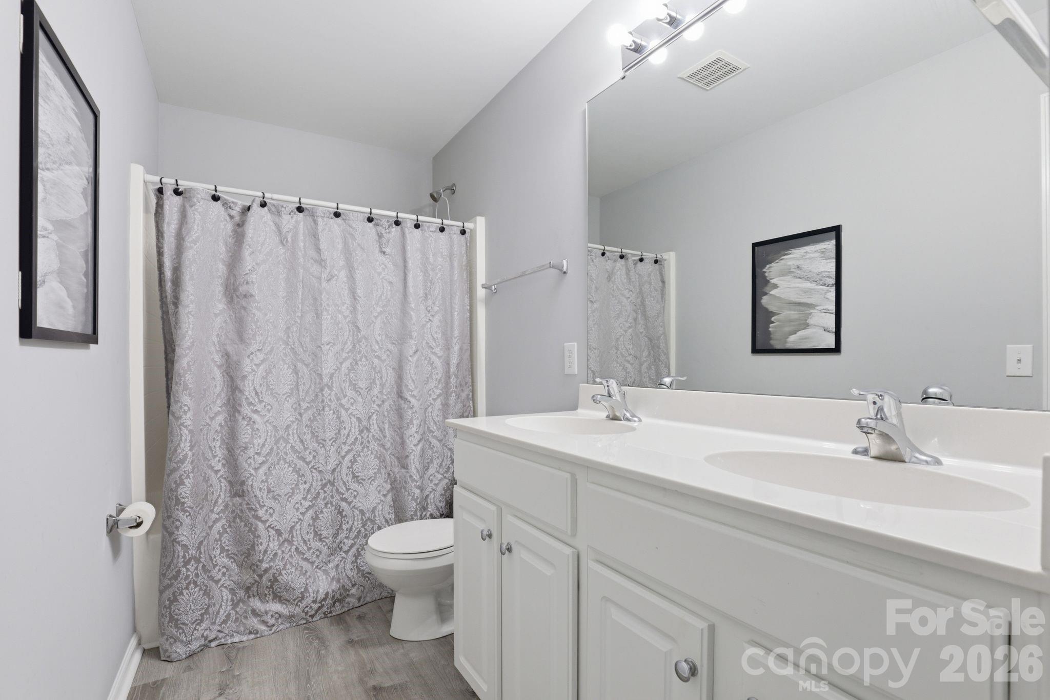 Photo 17 of 11030 Holm Oak Place, Charlotte, NC