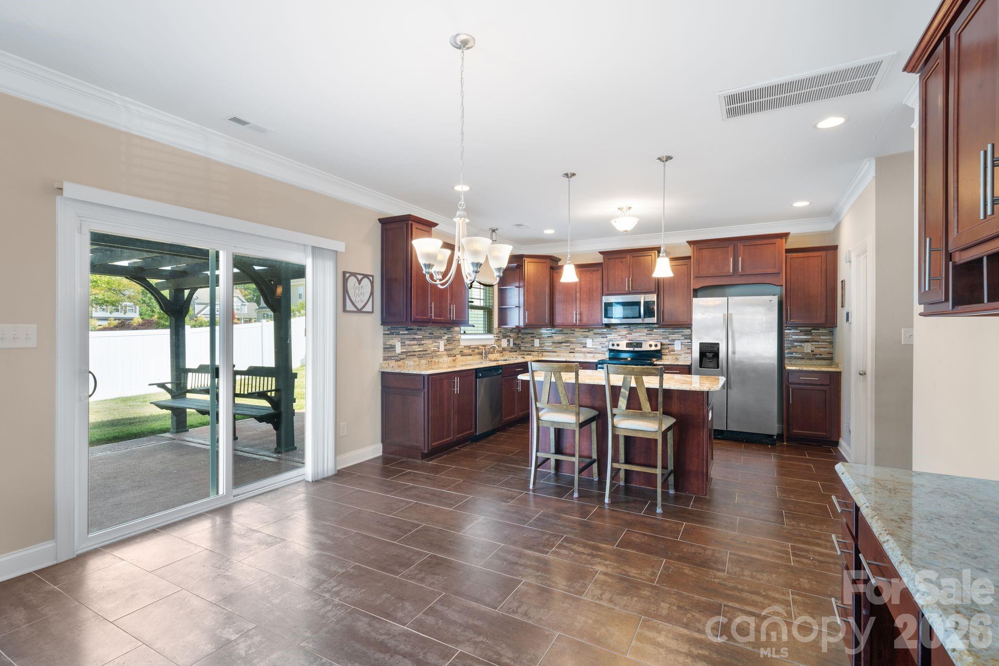 2506 Copperleaf Court, High Point, NC - photo 10 of 37