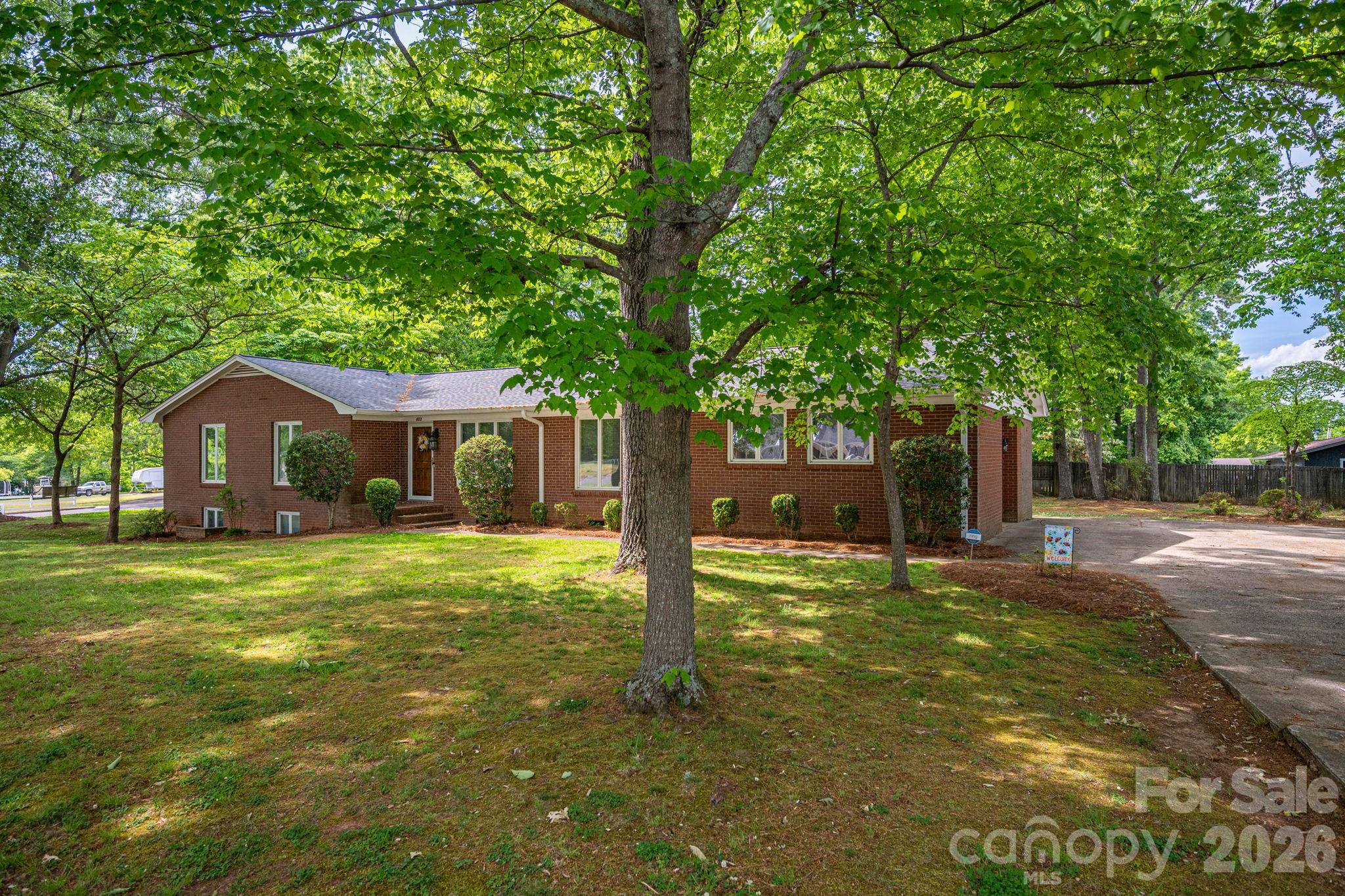 Home for sale at 602 Lee Street, Kings Mountain, NC — photo 11 of 47