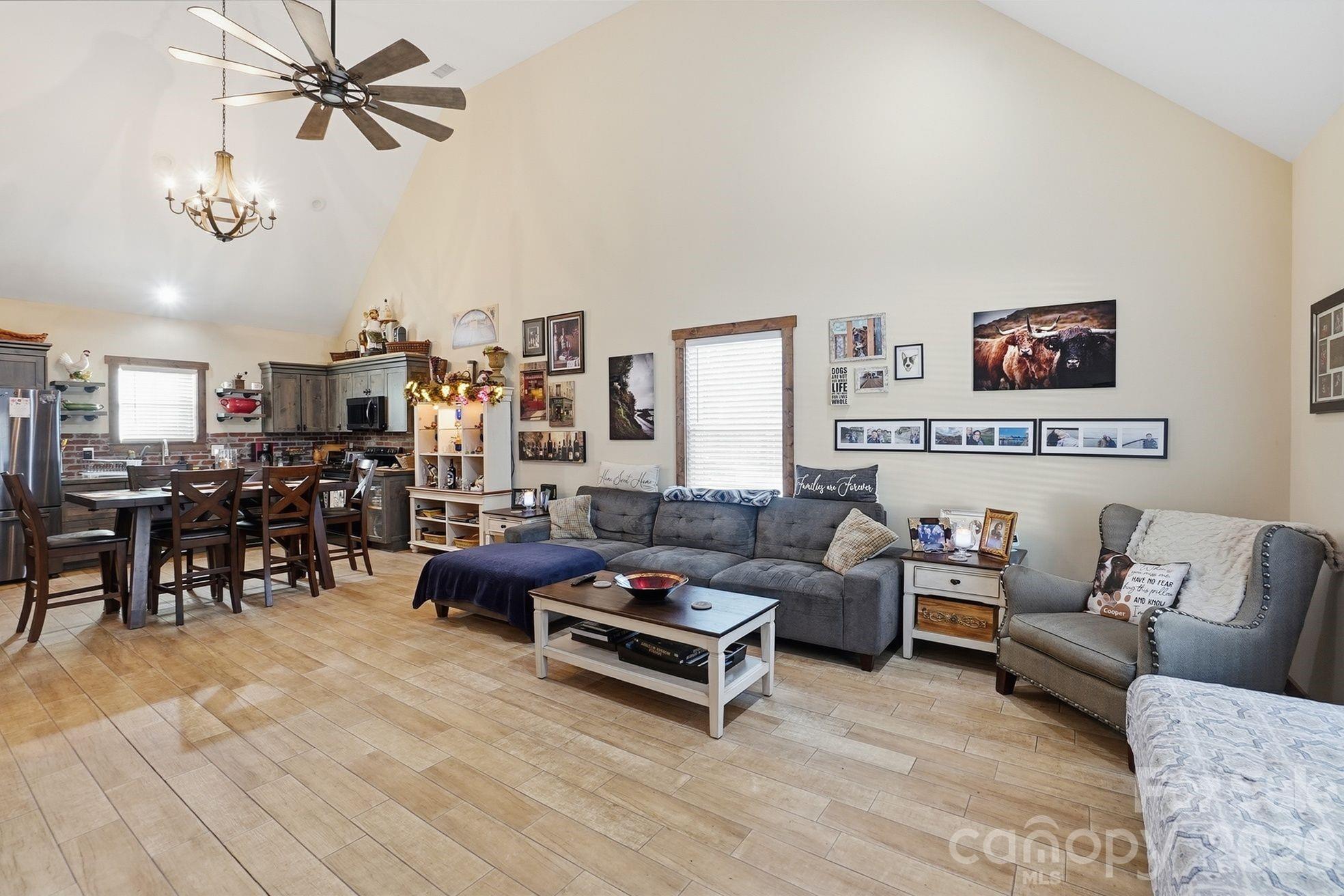 4592 Reid Road, Edgemoor, SC - photo 10 of 44