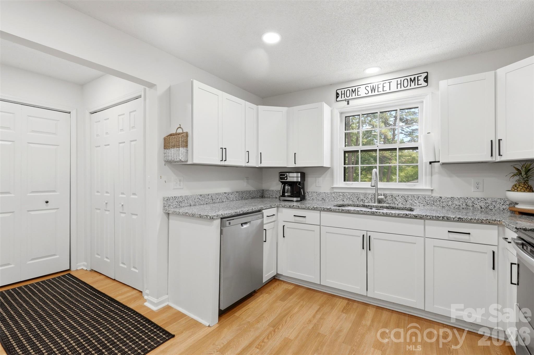 Photo 11 of 6607 Elmwood Circle, Charlotte, NC