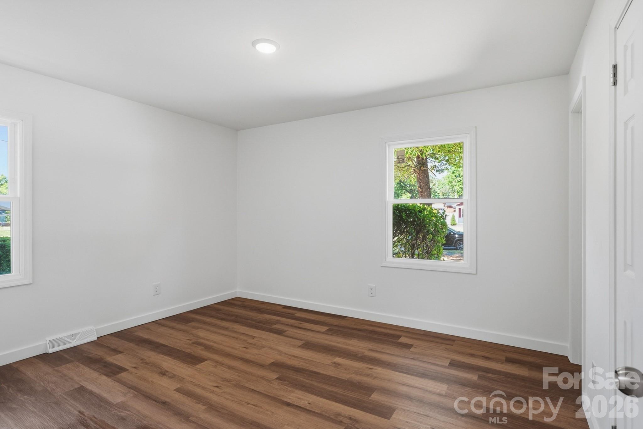 Photo 14 of 714 Bilmark Avenue, Charlotte, NC