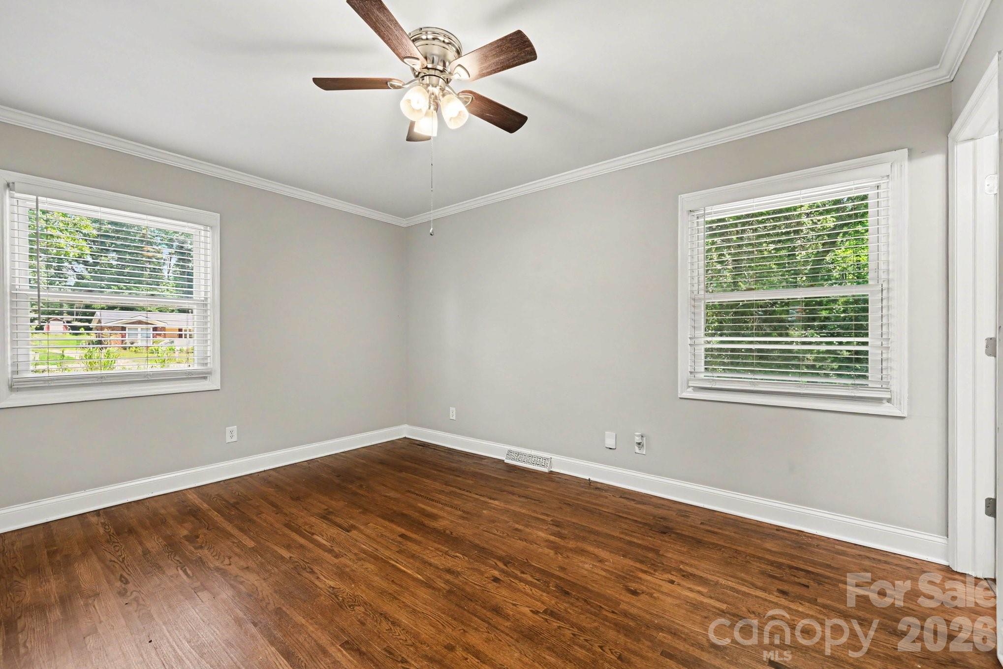 Photo 8 of 1126 Claremont Road, Charlotte, NC
