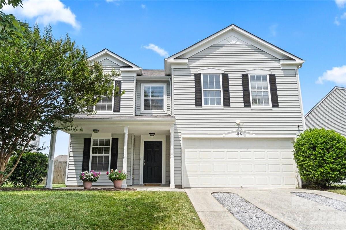 Home for sale at 12932 Silvaire Farm Road, Charlotte, NC — photo 1 of 46