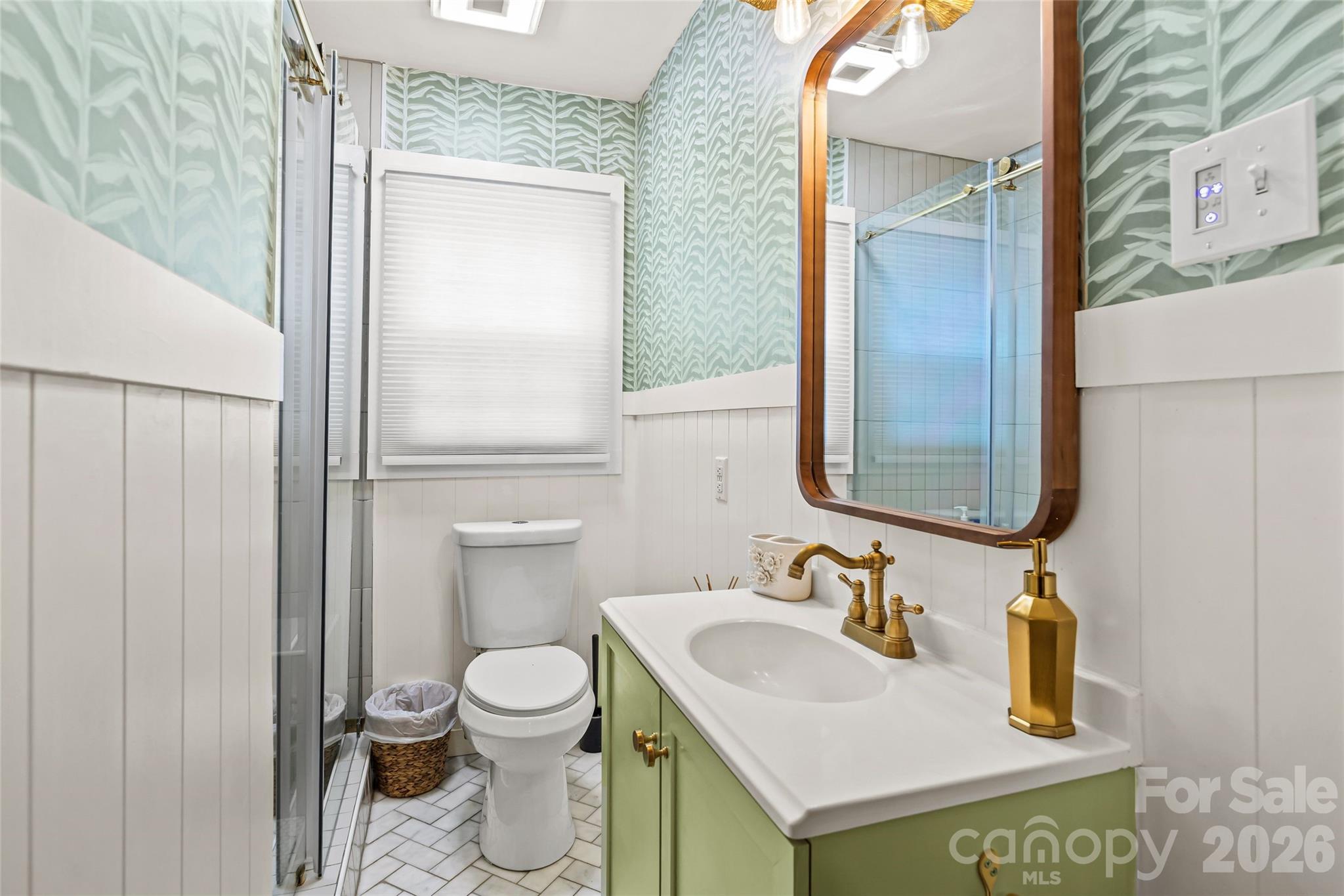 Photo 17 of 3225 Commonwealth Avenue, Charlotte, NC