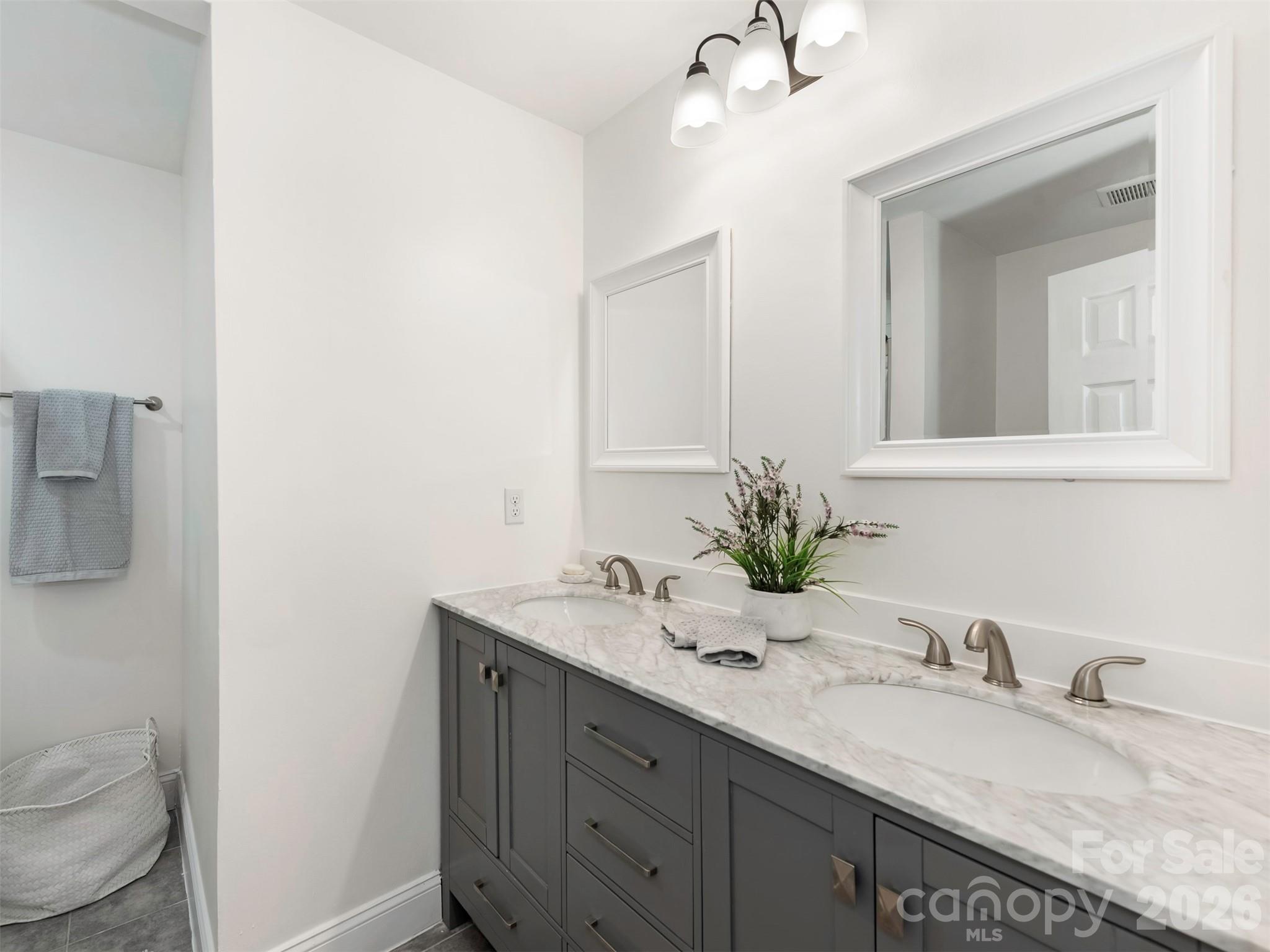 4014 Fieldcrest Road, Charlotte, NC - photo 18 of 37