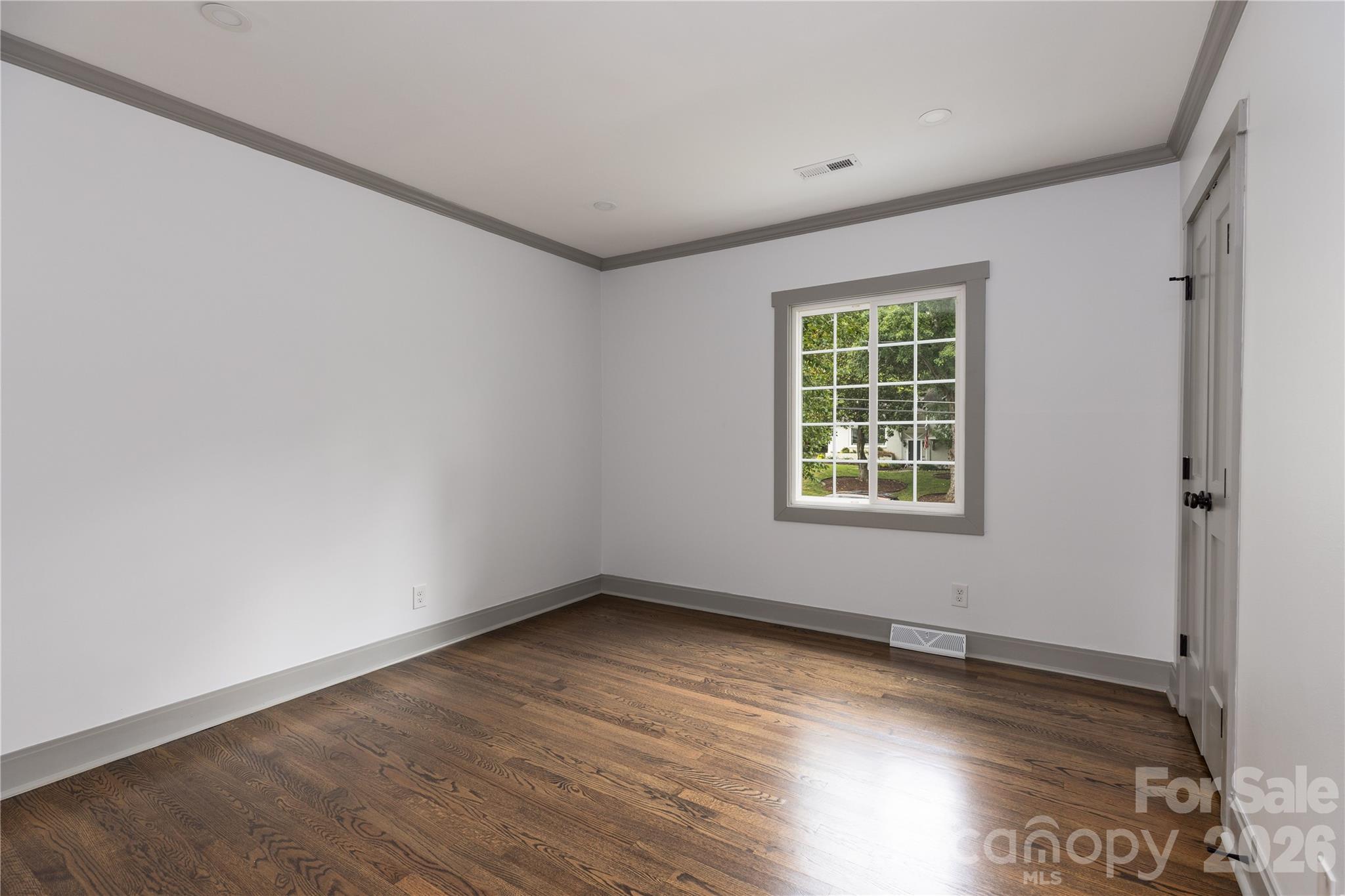Photo 17 of 6721 Knightswood Drive, Charlotte, NC