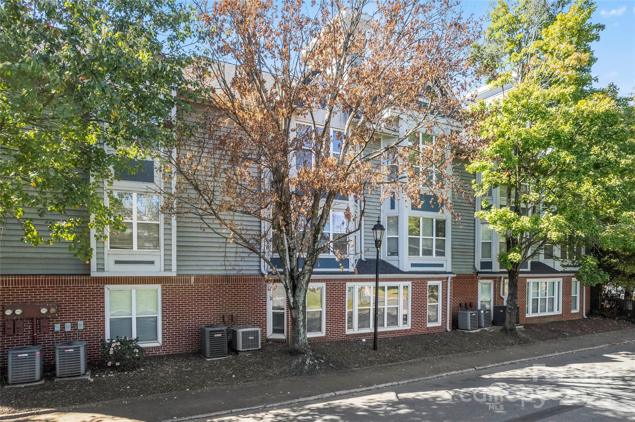 Photo 30 of 529 N Graham Street3G, Charlotte, NC