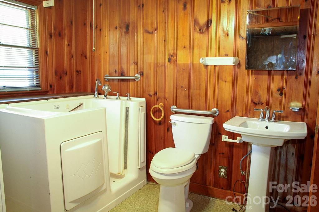 905 S 10th Street, Bessemer City, NC - photo 24 of 40
